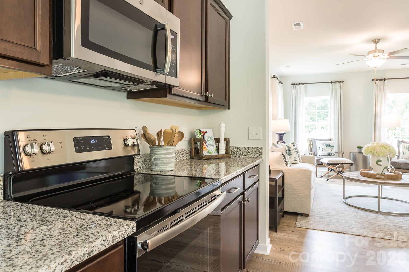 Photo 12 of 4021 Juno Drive, Charlotte, NC
