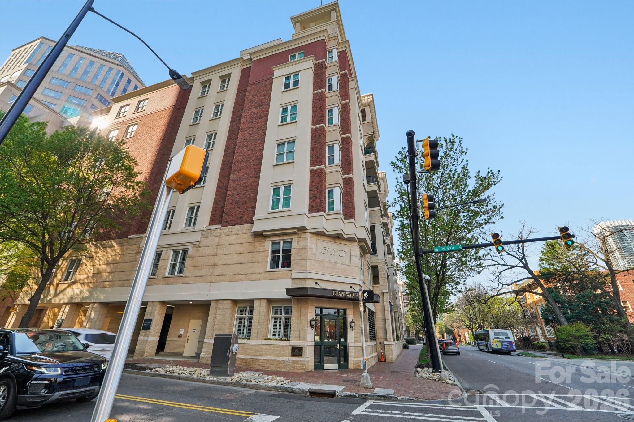 Photo 2 of 526 N Church Street, Charlotte, NC