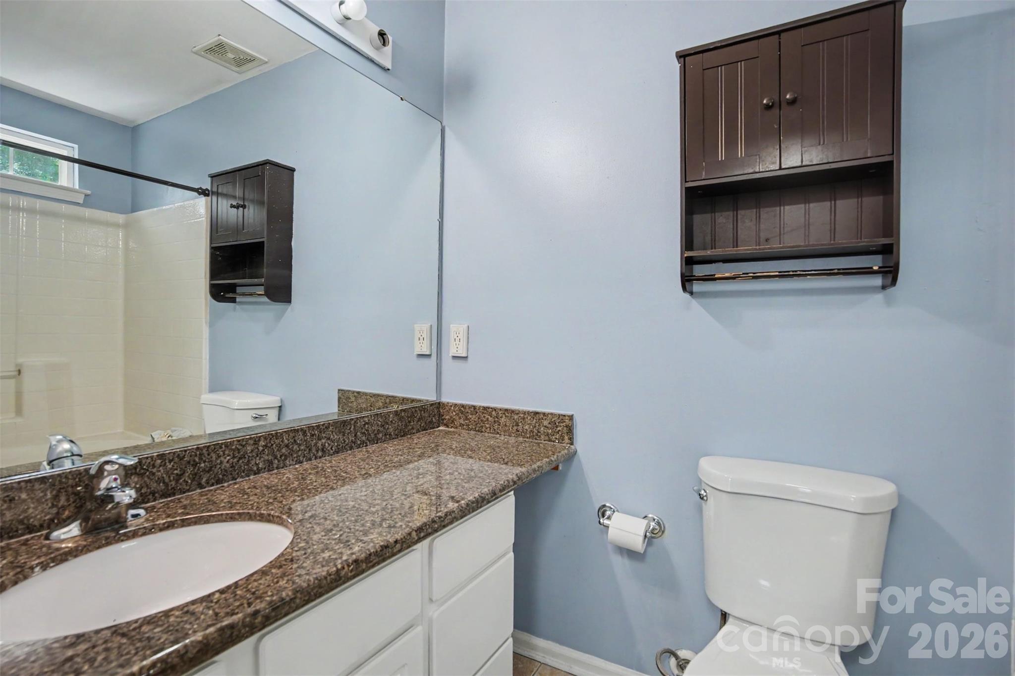 8917 Cinnabay Drive, Charlotte, NC - photo 13 of 16
