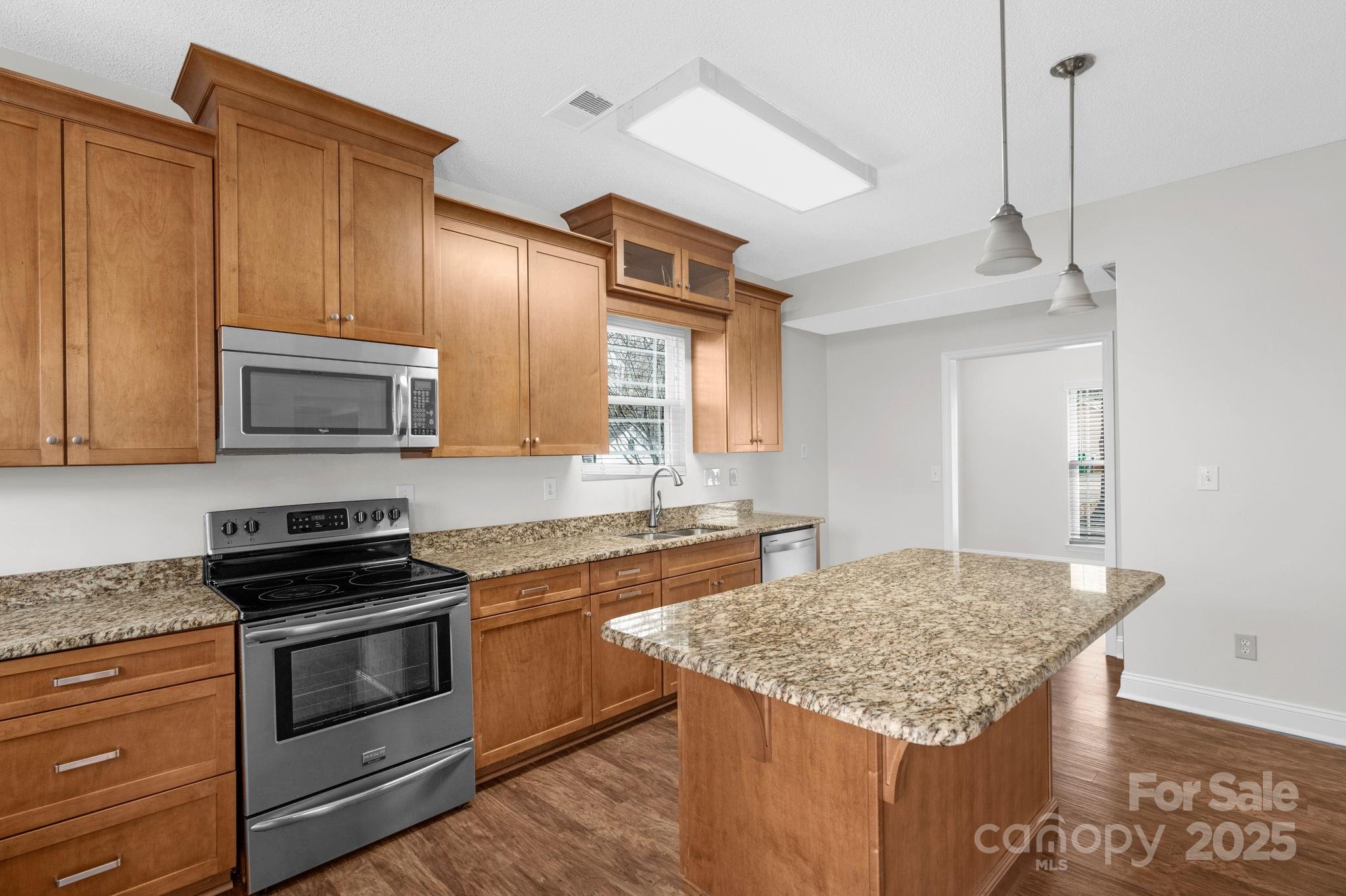 Photo 18 of 6109 Tartan Green Court, Charlotte, NC