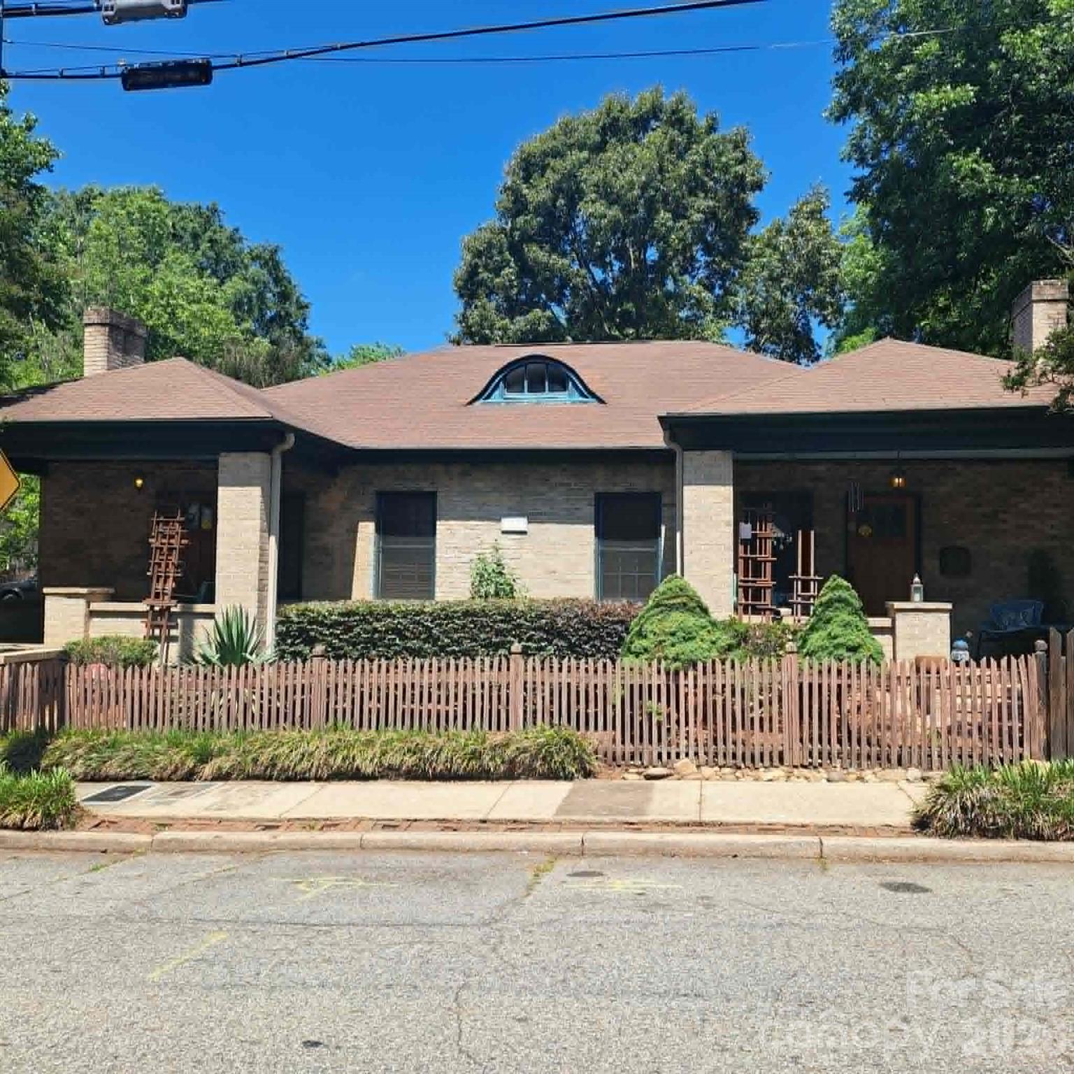 204 S Shaver Street, Salisbury, NC - photo 1 of 47