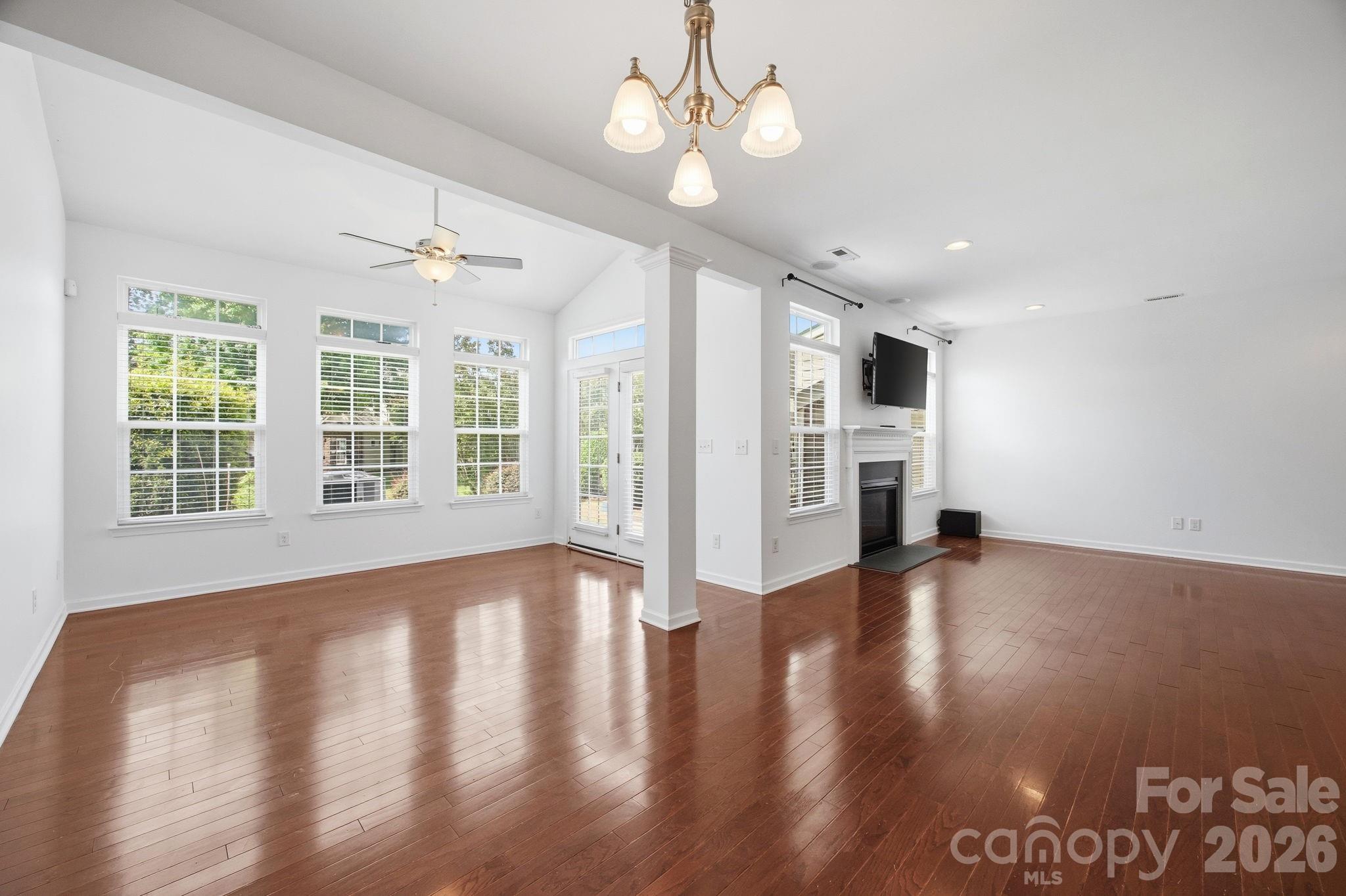 Photo 8 of 2162 Belle Vernon Avenue, Charlotte, NC