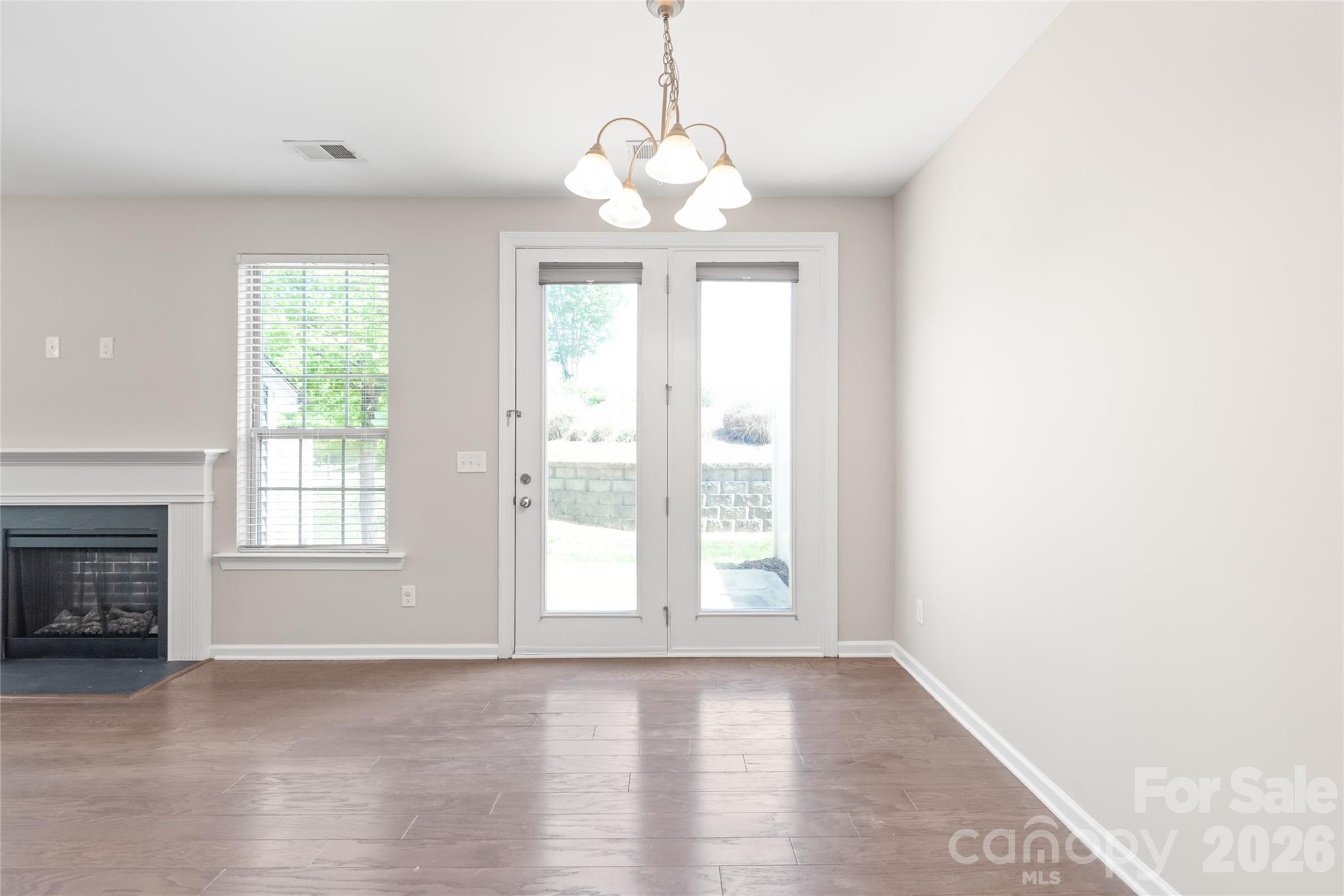 5662 Stonewells Drive, Charlotte, NC - photo 11 of 37