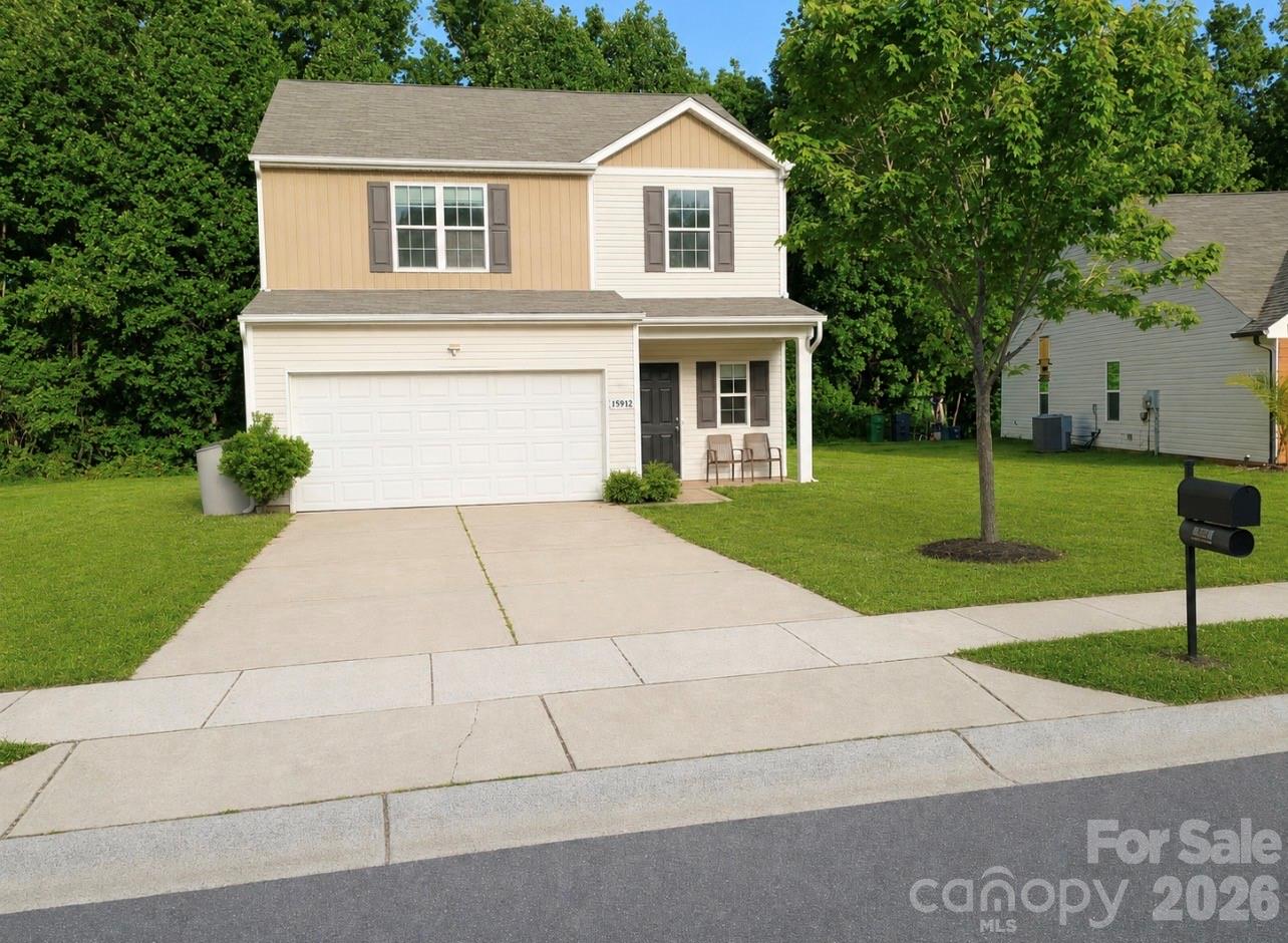 Home for sale at 5942 Timbertop Lane, Charlotte, NC — photo 1 of 26