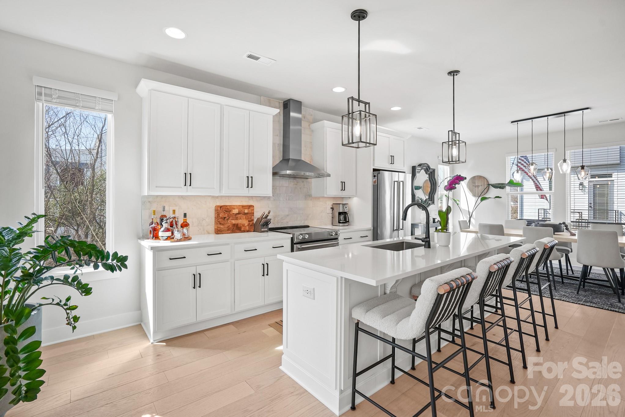 Photo 4 of 6021 Irwins Branch Drive, Charlotte, NC