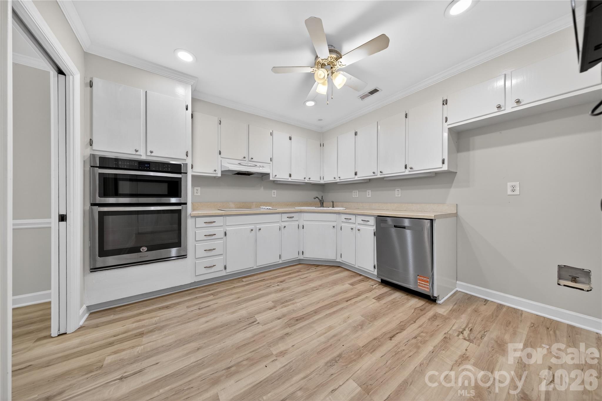 Photo 11 of 2405 Quail Lake Drive, Charlotte, NC