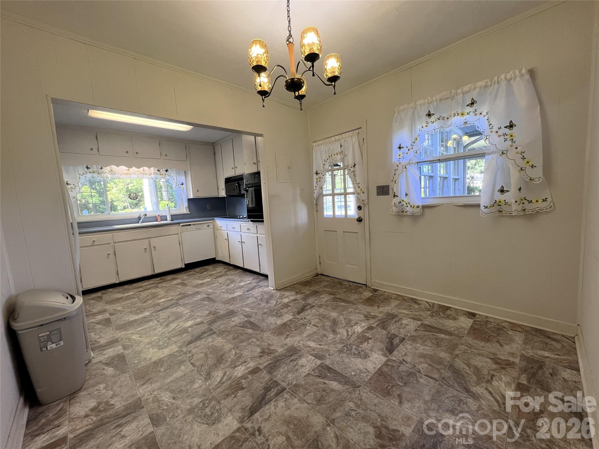 209 S Roxford Road, Kings Mountain, NC - photo 10 of 39