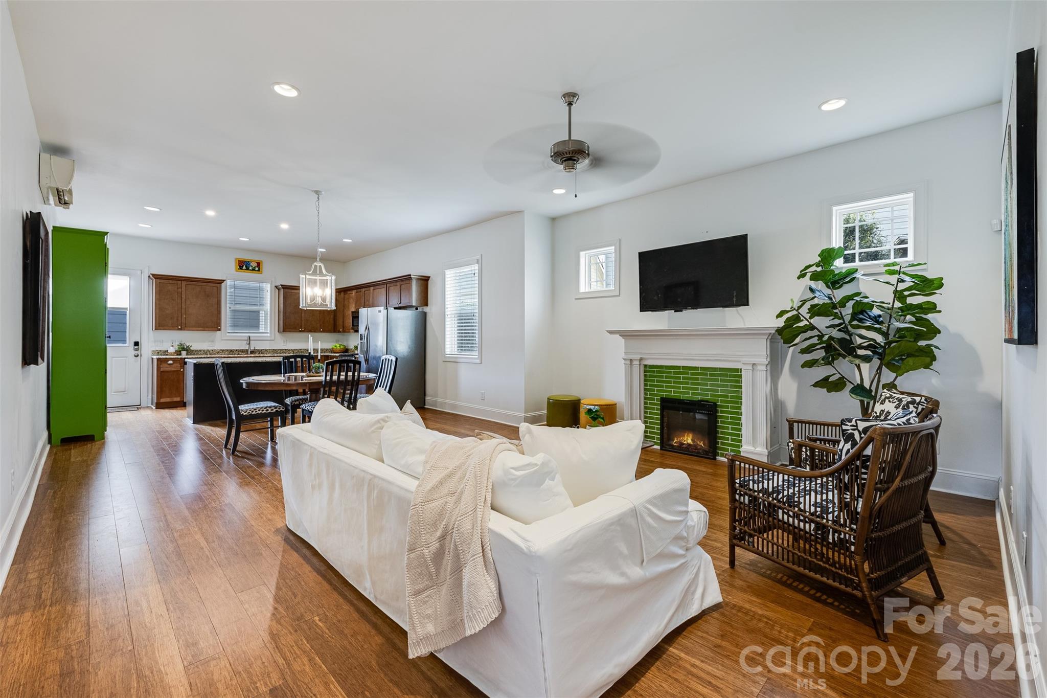 104 Meyers Ridge Road, Cramerton, NC - photo 7 of 37