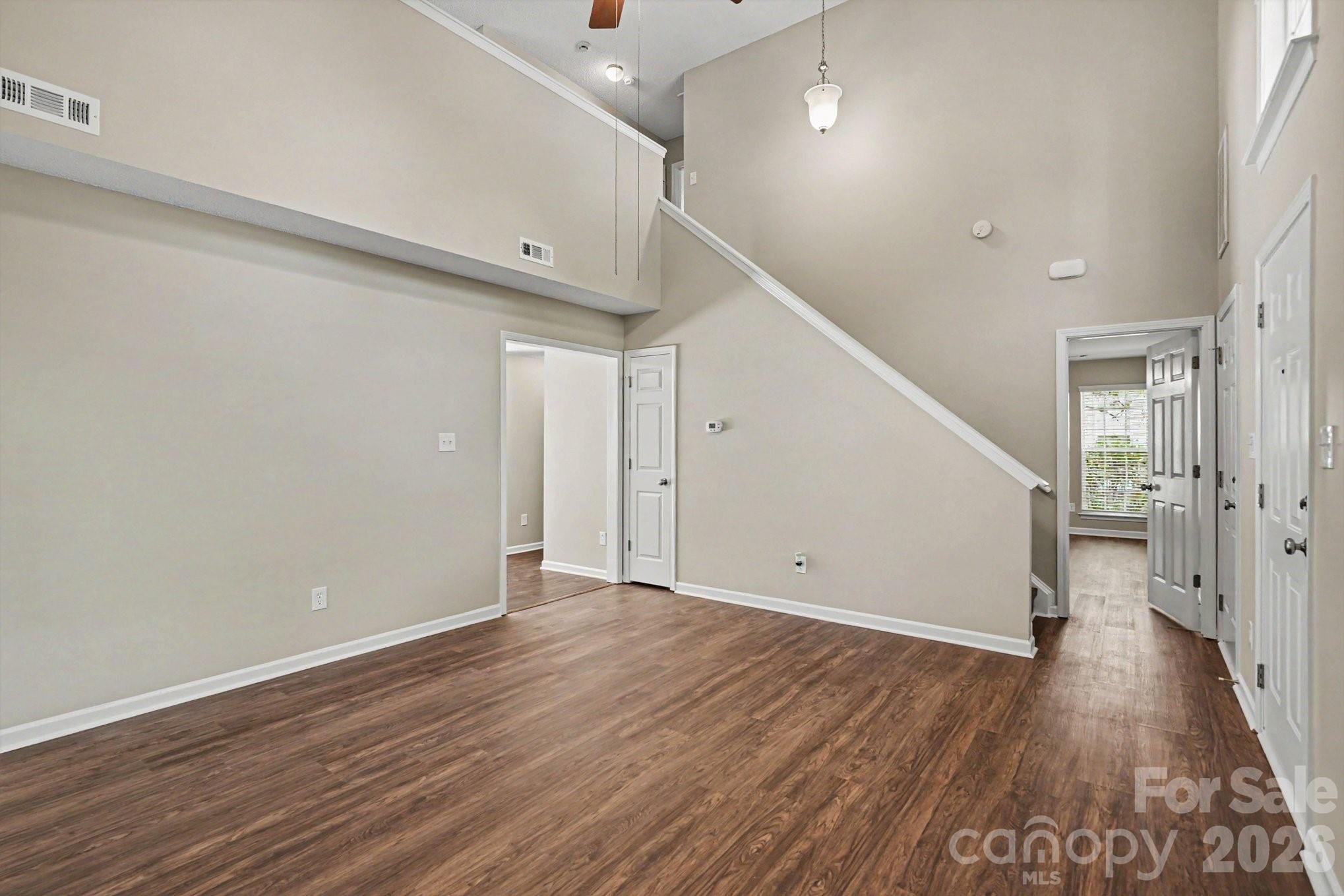 Photo 3 of 5615 Waverly Lynn Lane, Charlotte, NC