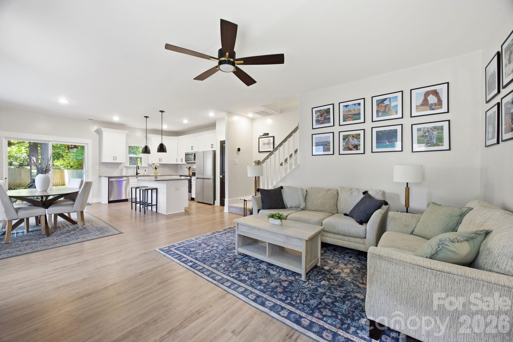 831 Mcarthur Avenue, Charlotte, NC - photo 3 of 38