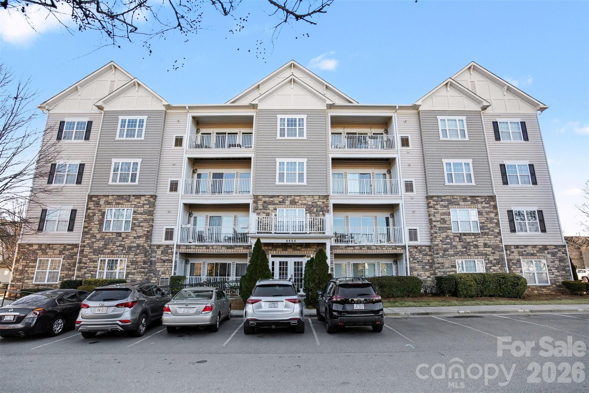 Home for sale at 6605 Central Pacific Avenue, Charlotte, NC — photo 1 of 21
