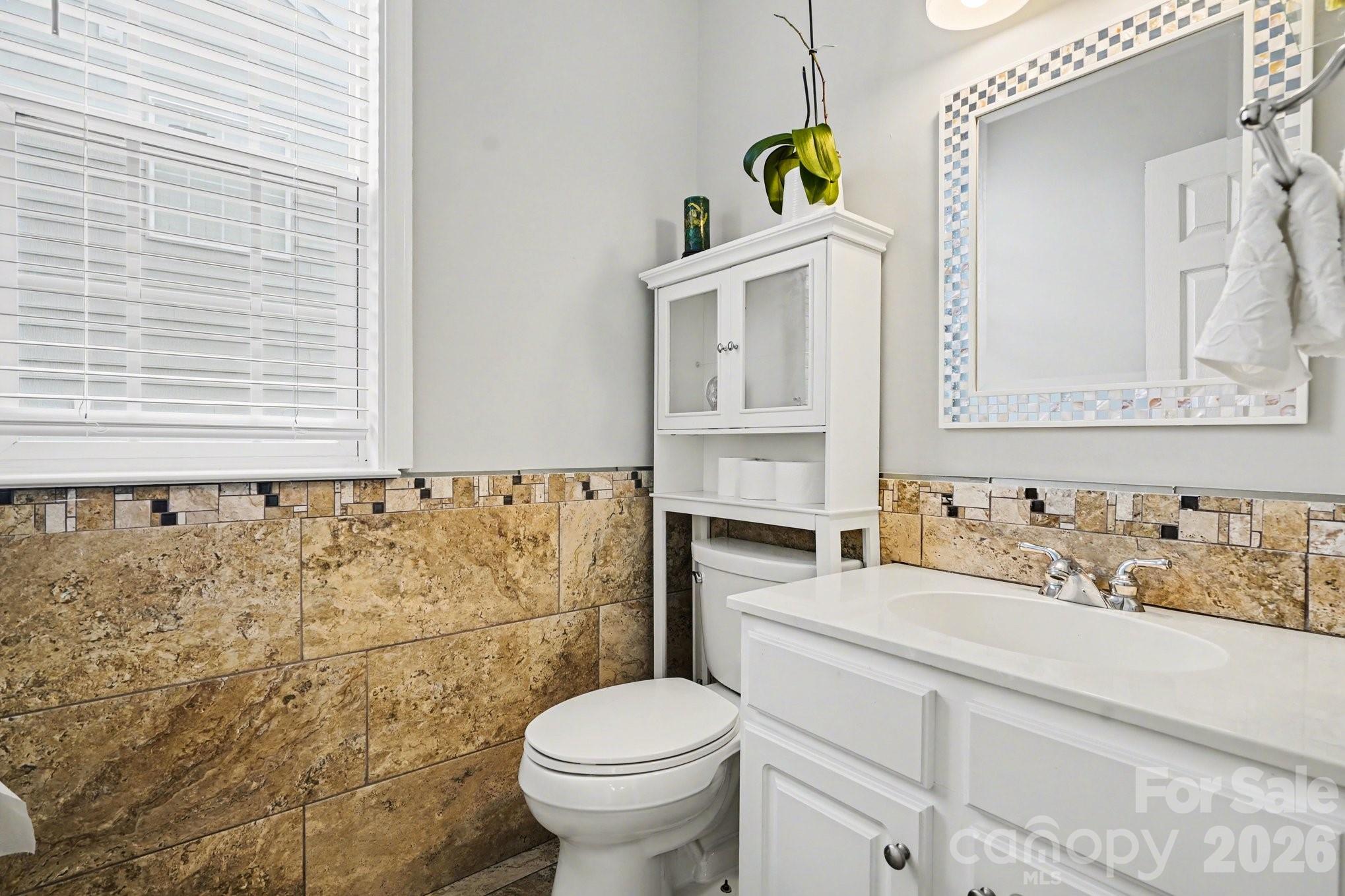 8727 Fieldcroft Drive, Charlotte, NC - photo 13 of 32