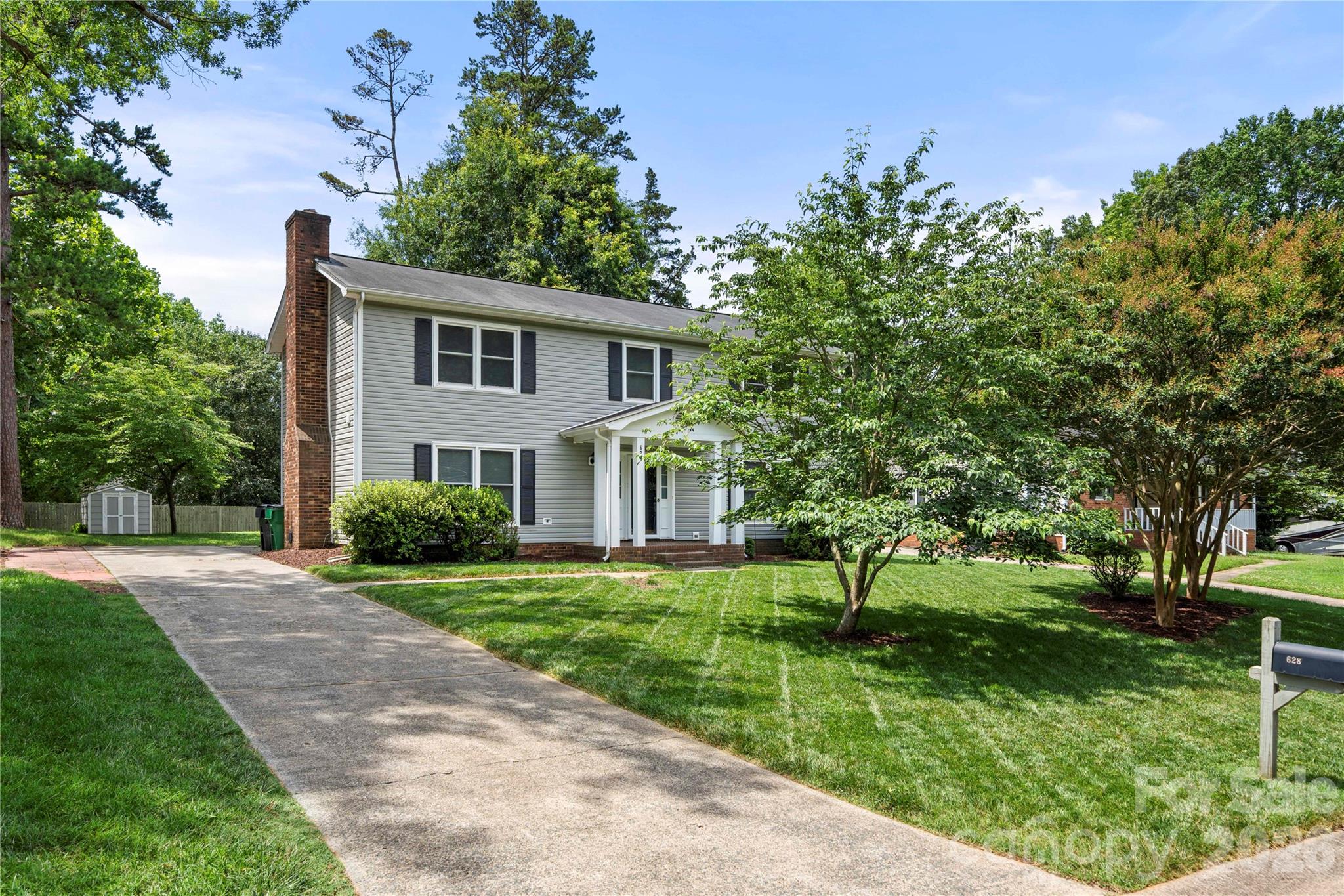 Home for sale at 628 Bellows Lane, Charlotte, NC — photo 2 of 43