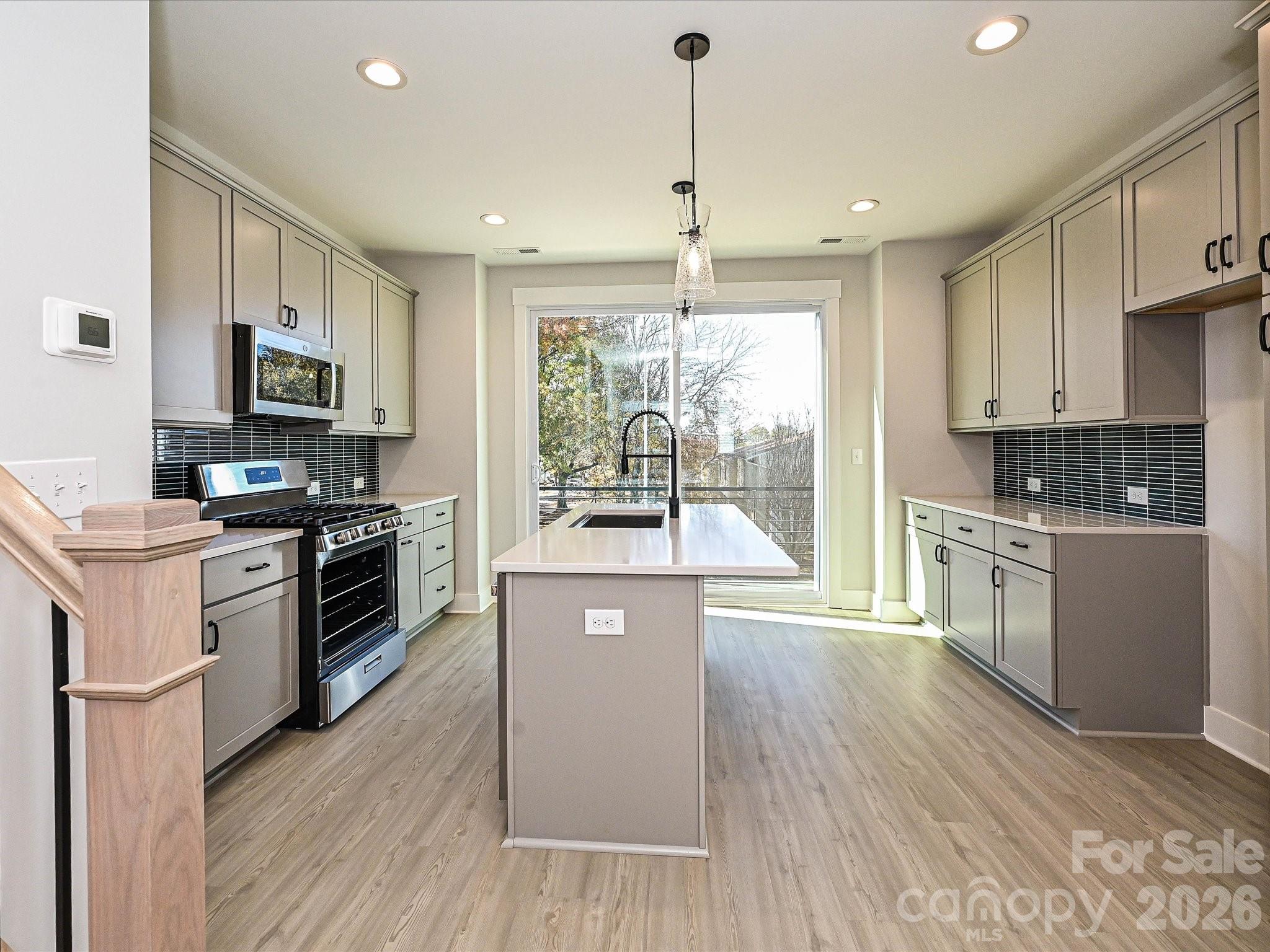 Photo 9 of 908 Callahan StreetEQX1664, Charlotte, NC