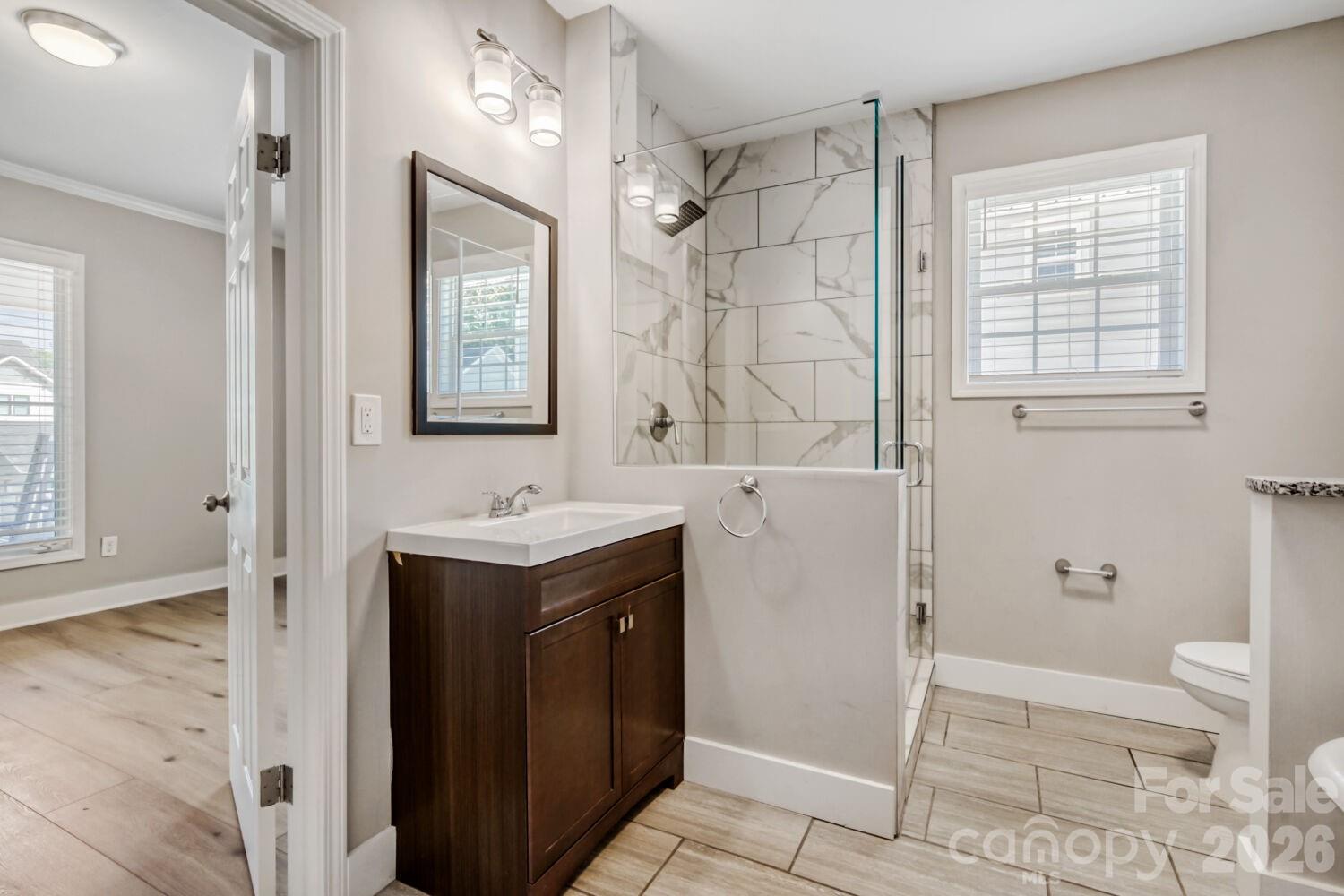 1521 Hawthorne Lane, Charlotte, NC - photo 13 of 30