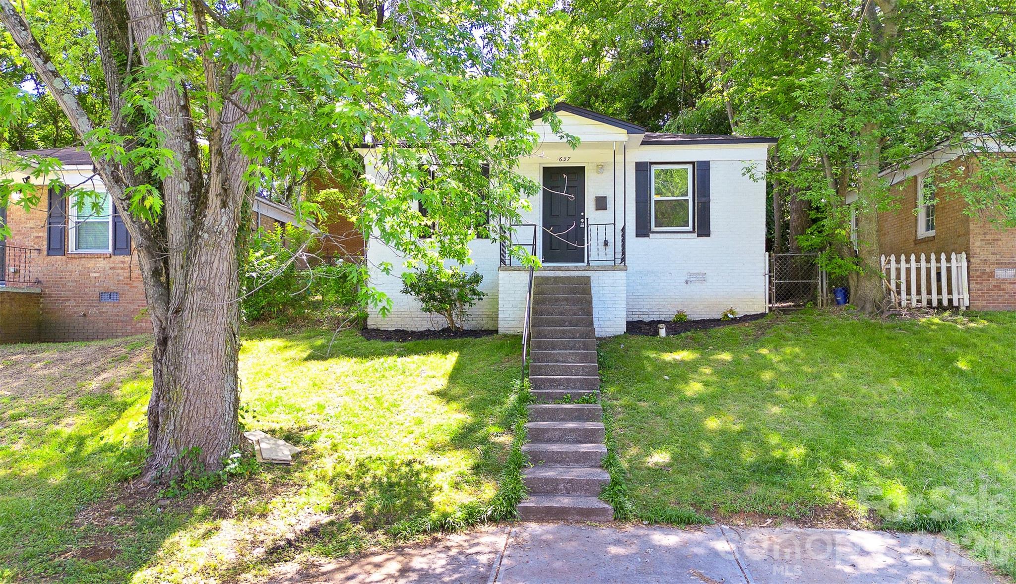 637 Miller Street, Charlotte, NC - photo 1 of 15