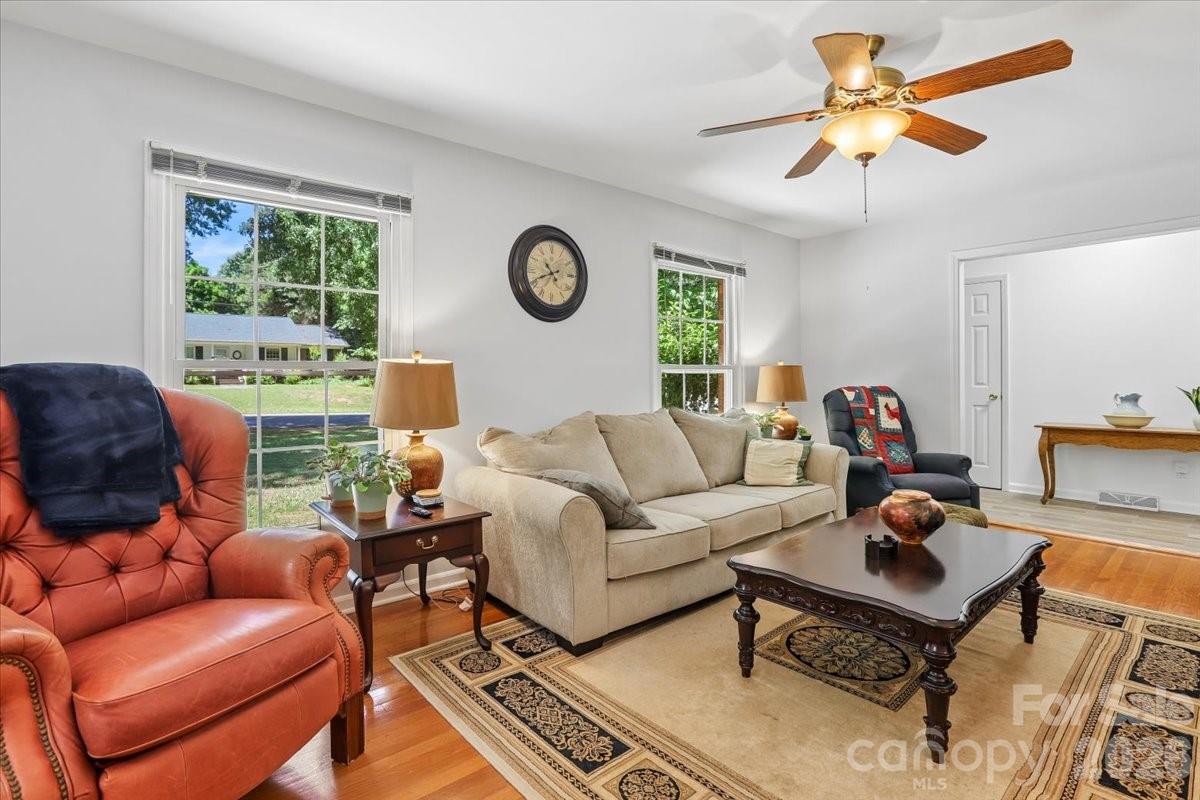 13507 Four Oaks Lane, Matthews, NC - photo 13 of 37