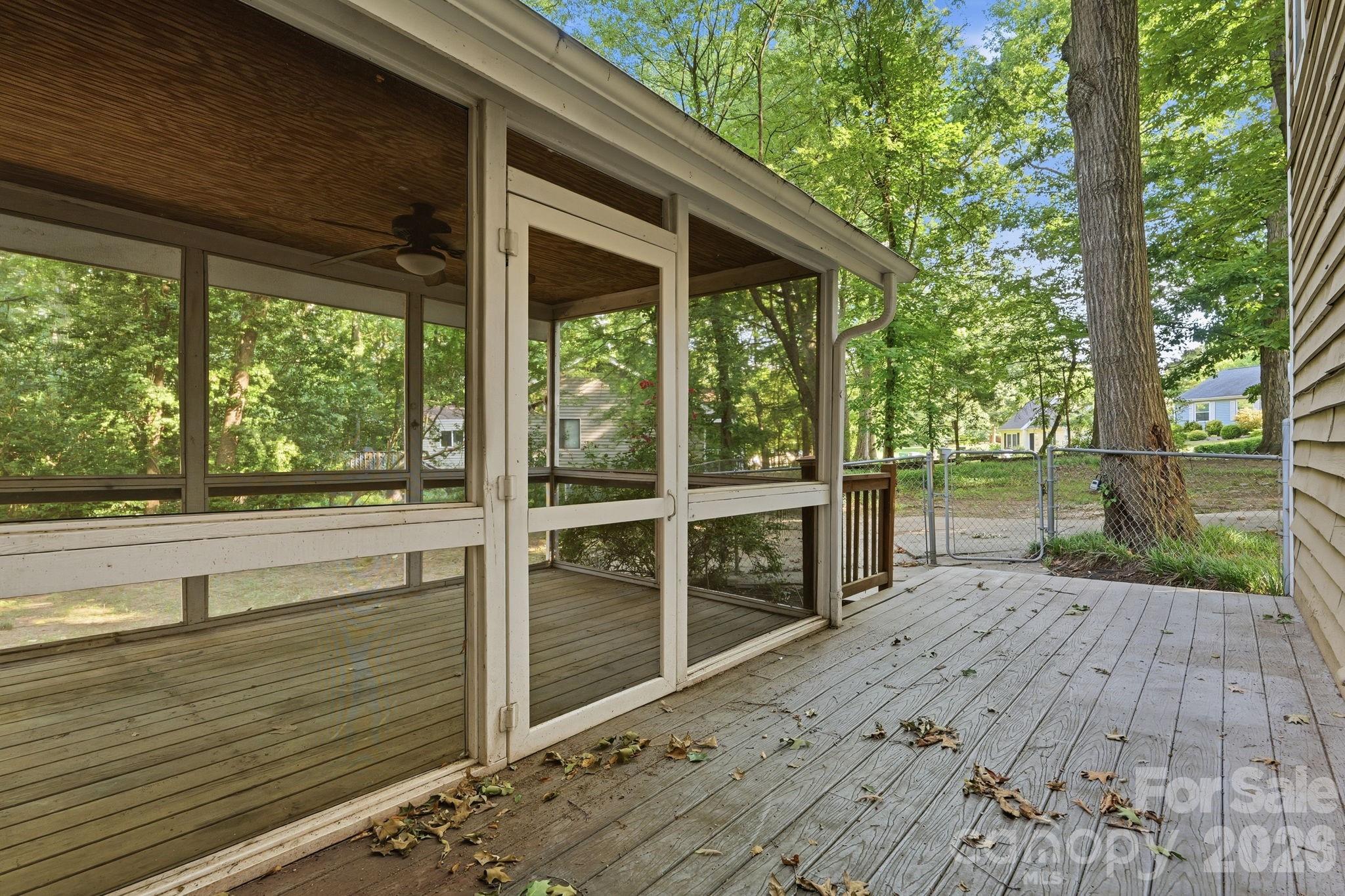 Home for sale at 7401 Park Vista Circle, Charlotte, NC — photo 31 of 33
