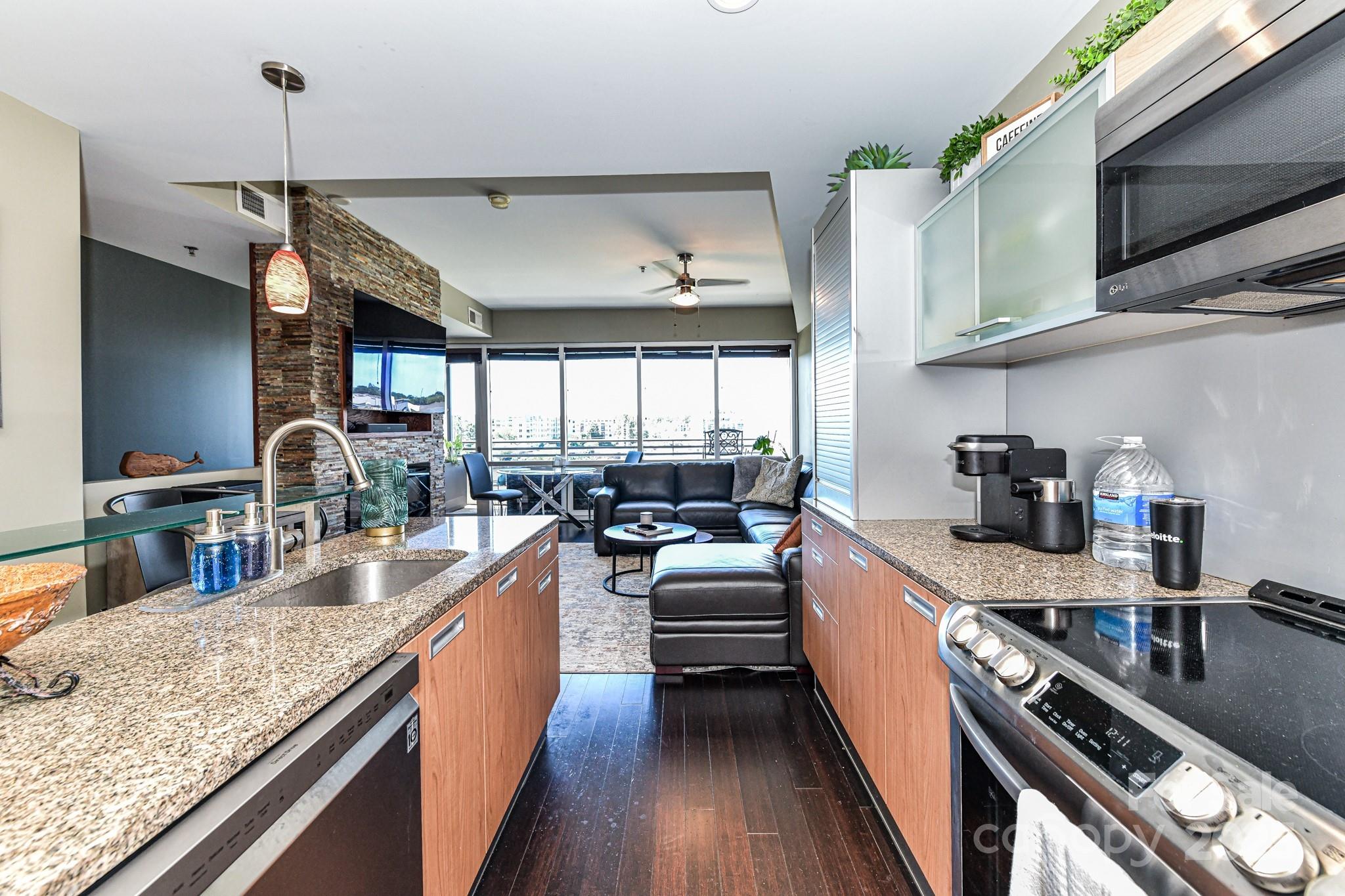 Photo 10 of 1133 Metropolitan Avenue613, Charlotte, NC