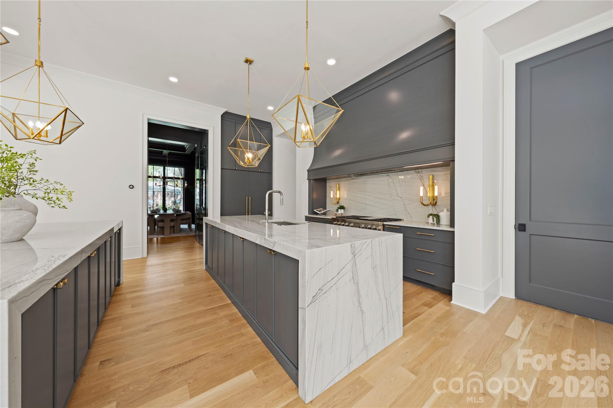 2208 Overhill Road, Charlotte, NC - photo 13 of 48