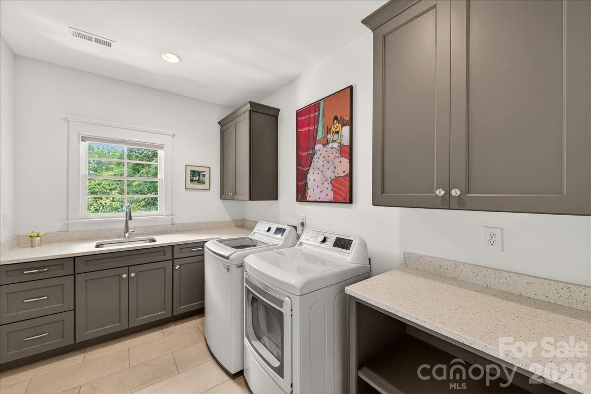 Photo 39 of 748 Ellsworth Road, Charlotte, NC