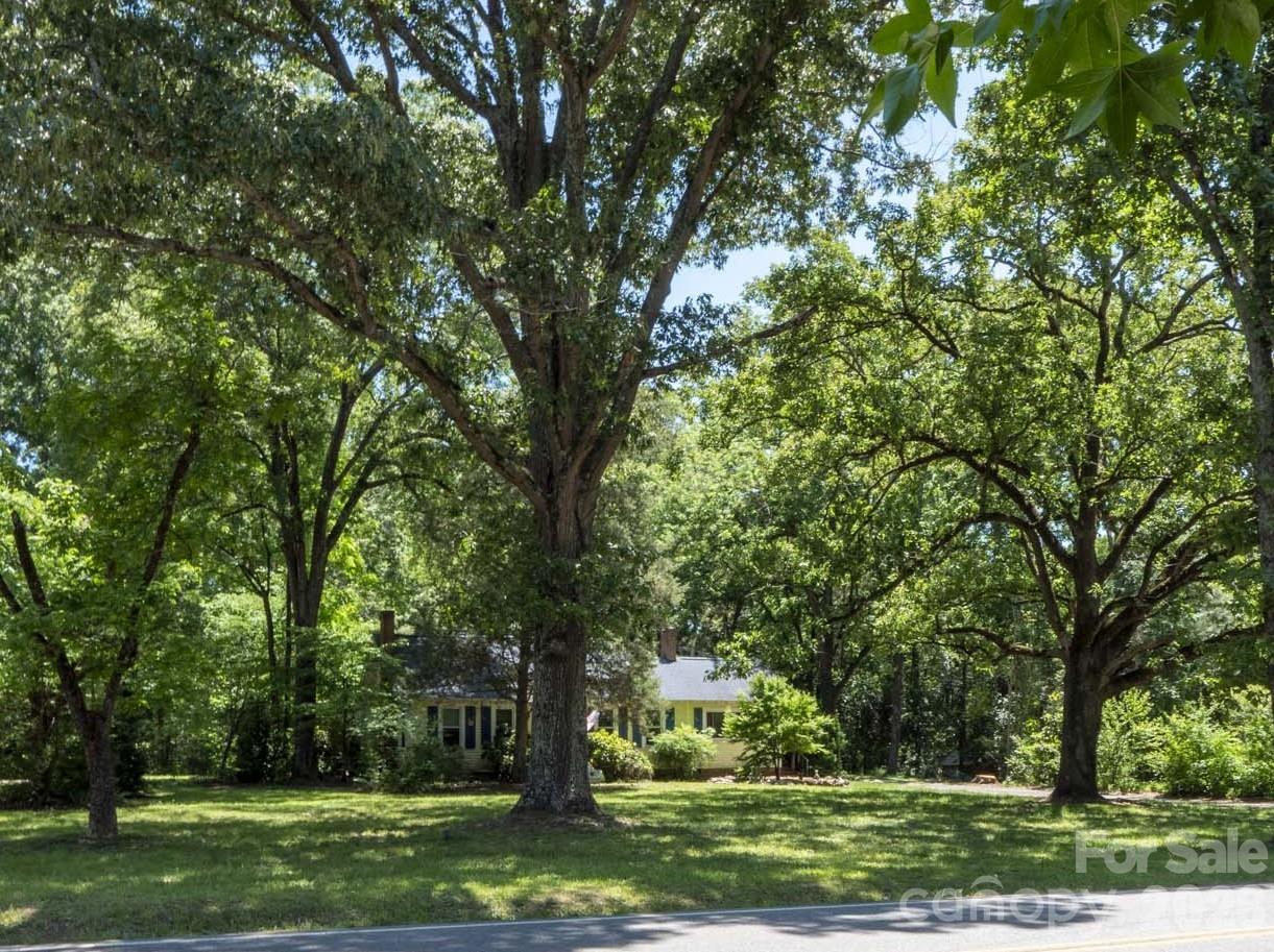 Exterior of 5219 Crow Road, Mineral Springs, NC