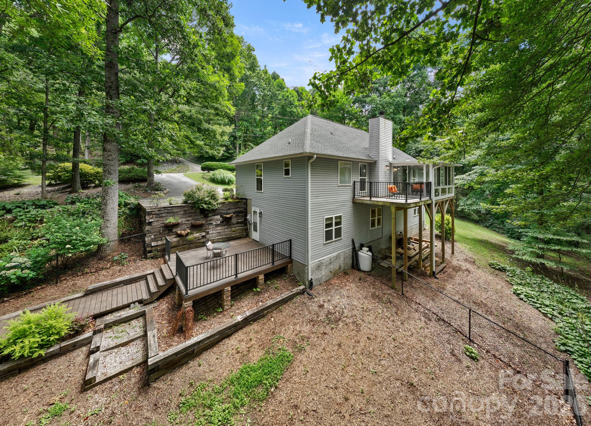 701 Salisbury Road, Hendersonville, NC - photo 2 of 43