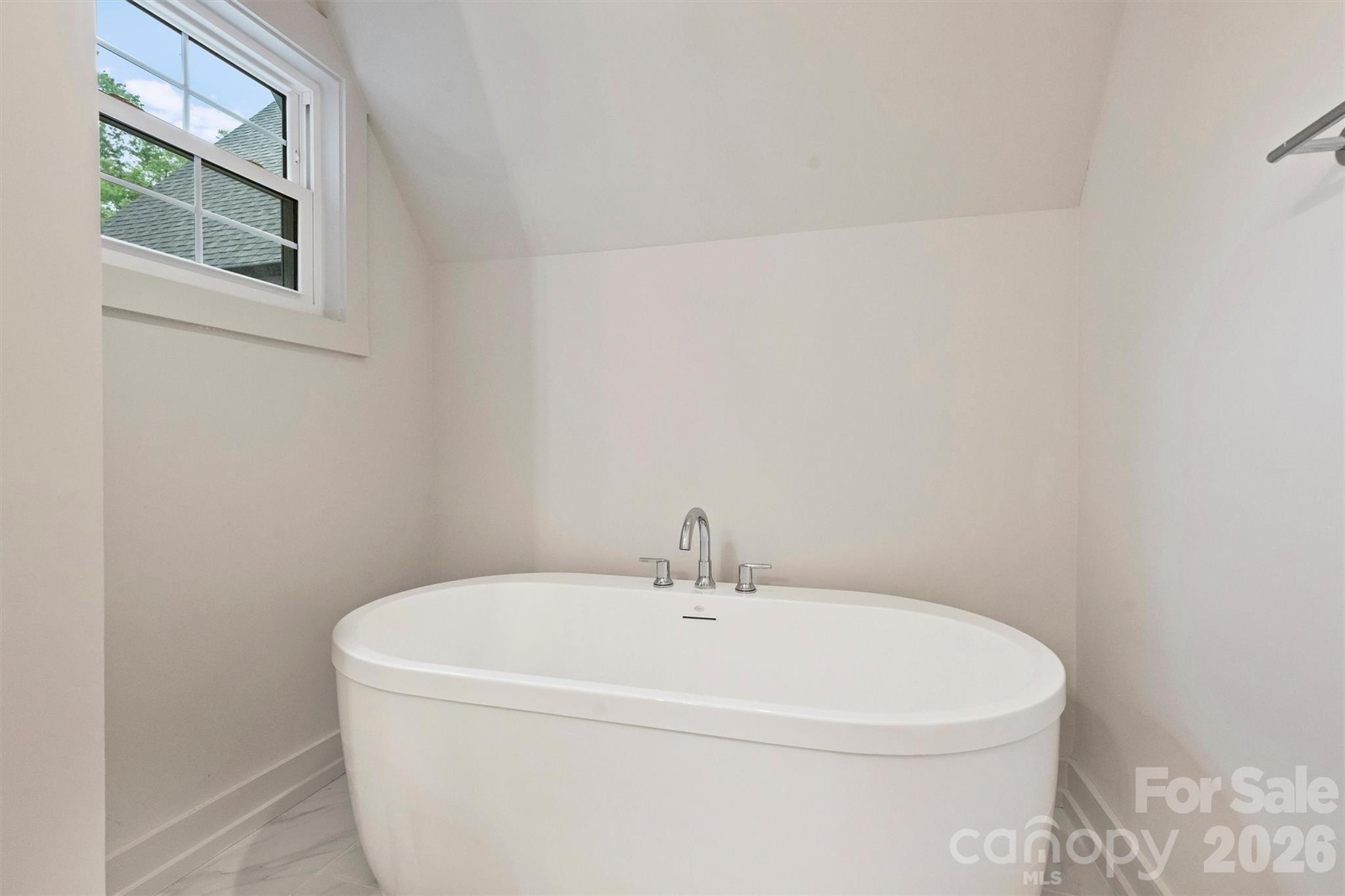 201 Coxe Avenue, Charlotte, NC - photo 12 of 21