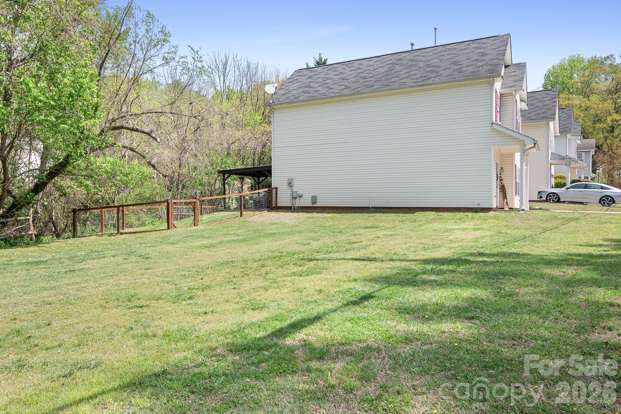 Photo 4 of 520 E Iredell Avenue, Mooresville, NC
