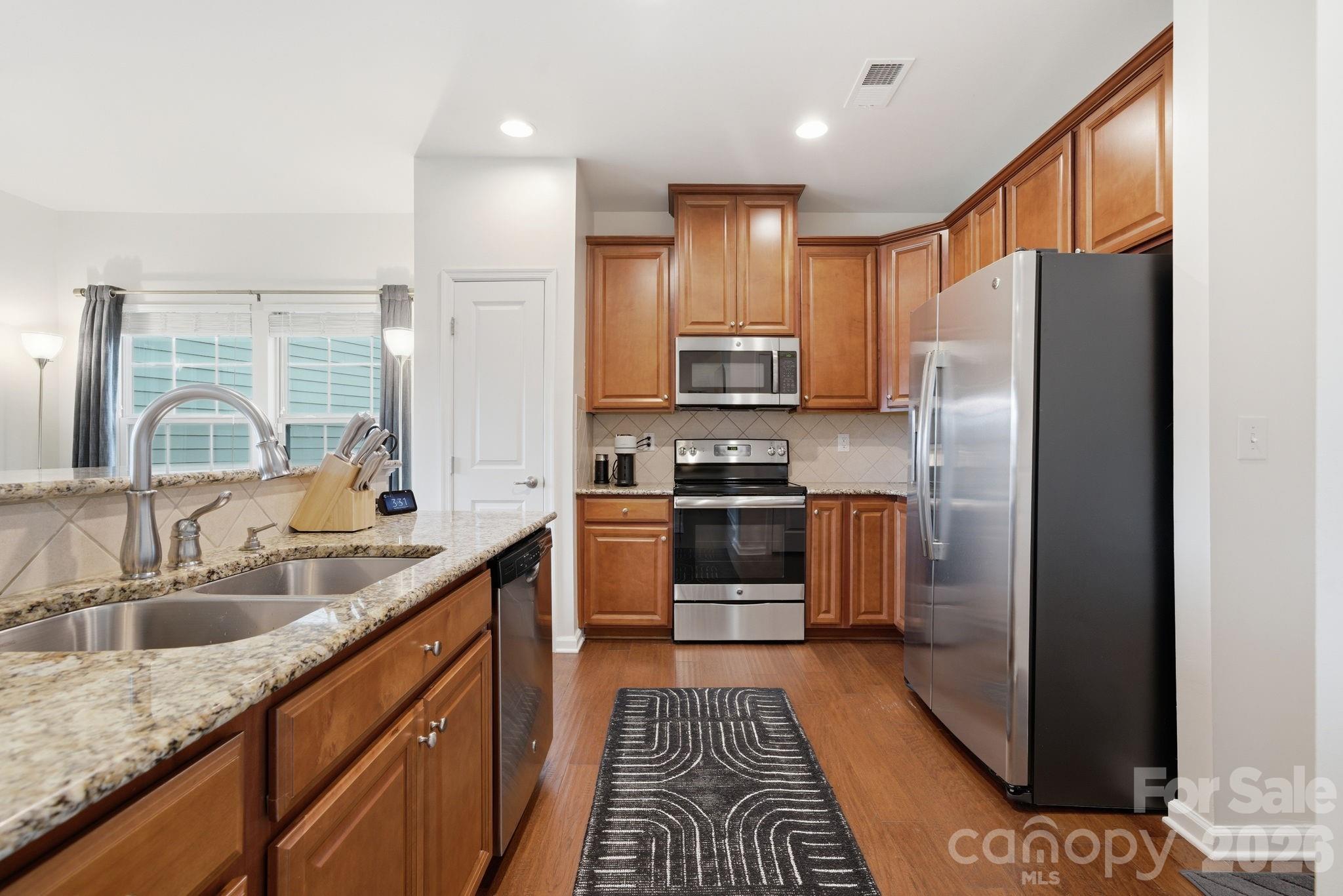 Photo 17 of 1760 Evergreen Drive, Charlotte, NC