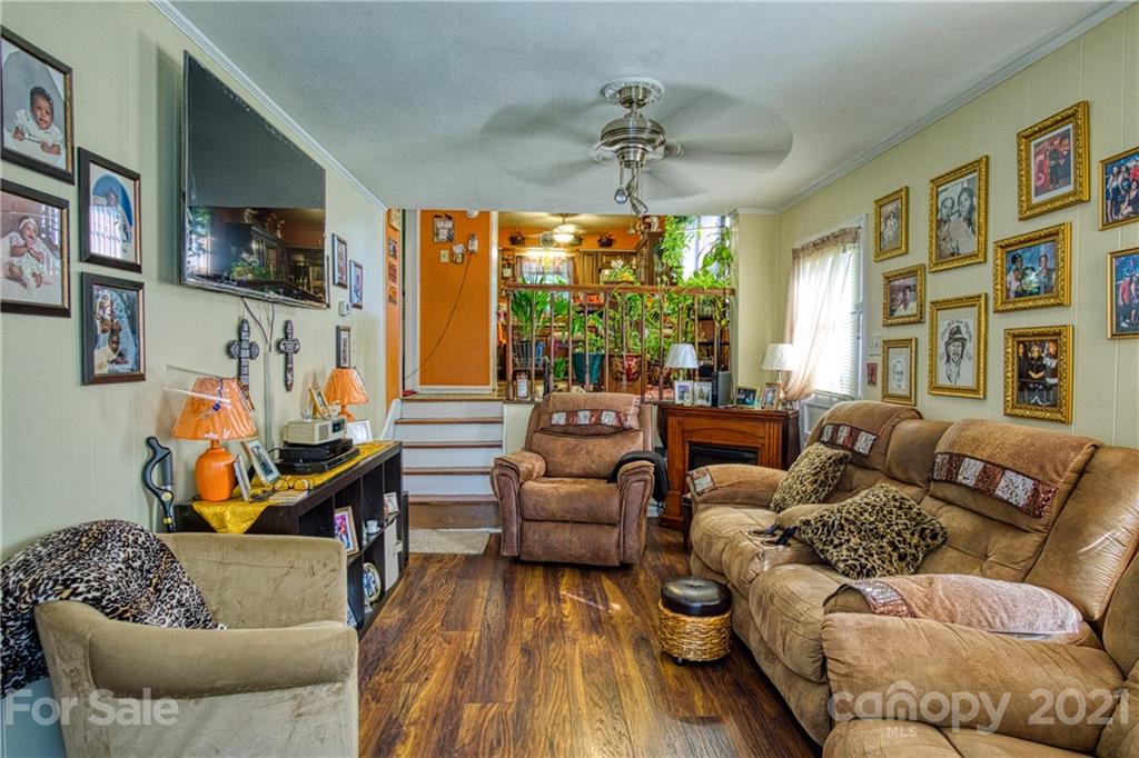Photo 8 of 6222 Bonnybrook Lane, Charlotte, NC
