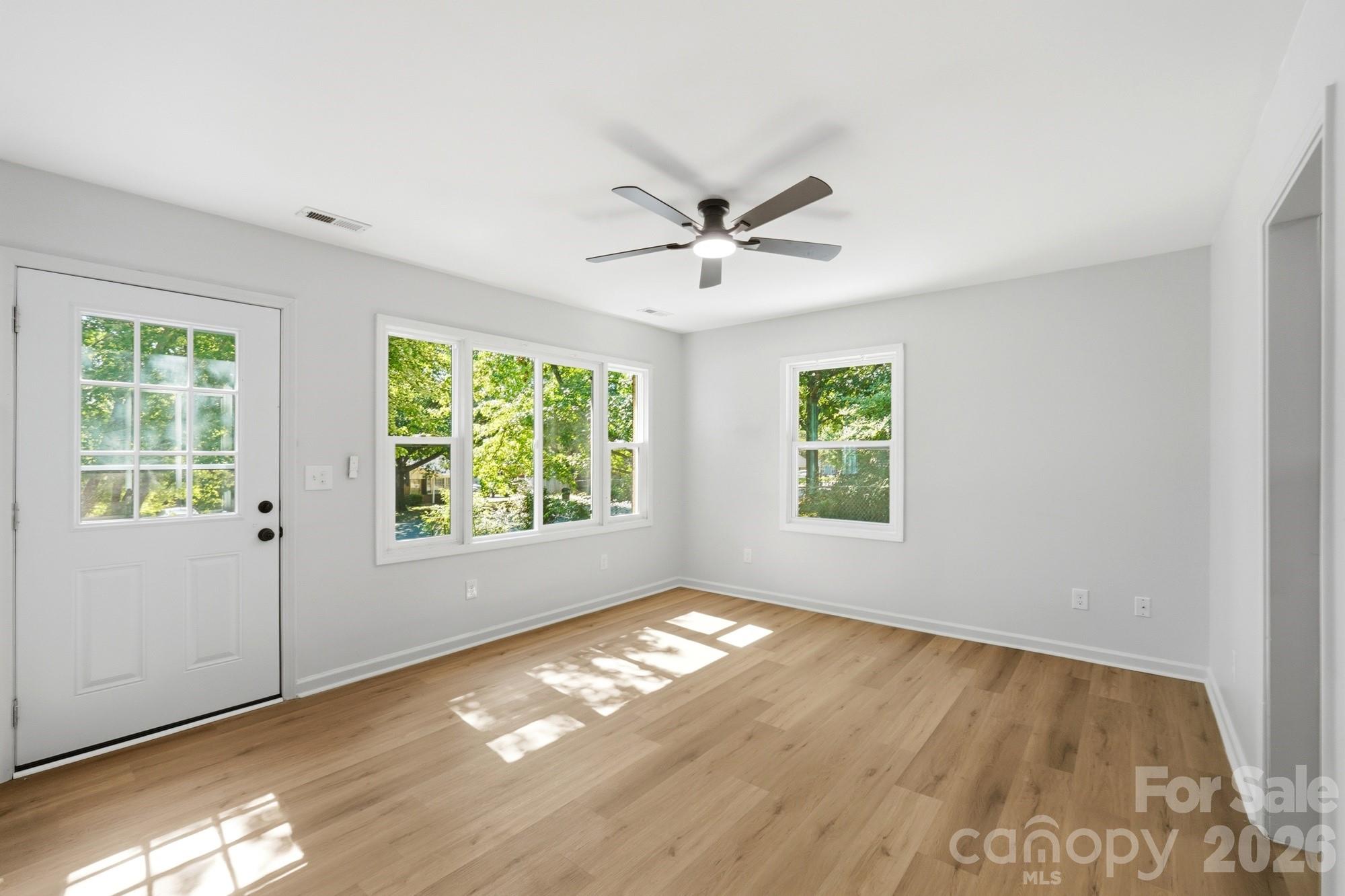 Photo 10 of 9828 Starwood Drive, Charlotte, NC