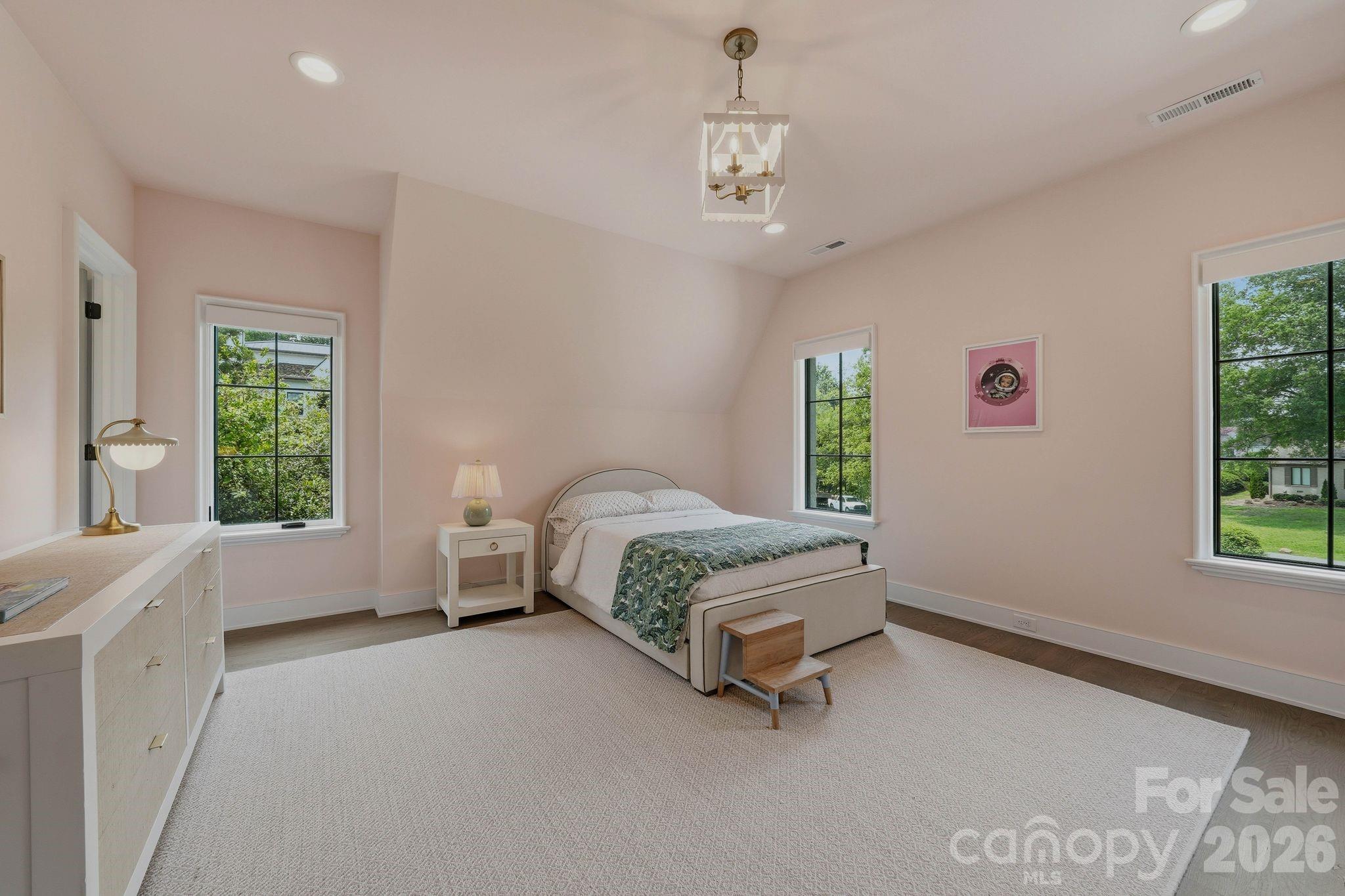 Photo 31 of 1919 Shoreham Drive, Charlotte, NC