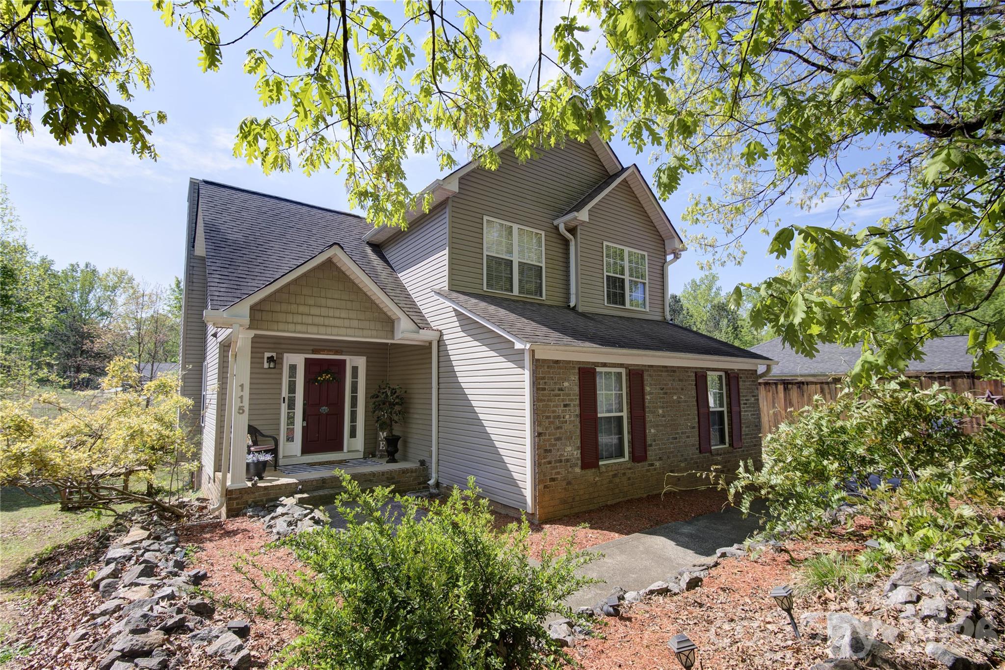 Photo 3 of 115 Park Vista Drive, Troutman, NC