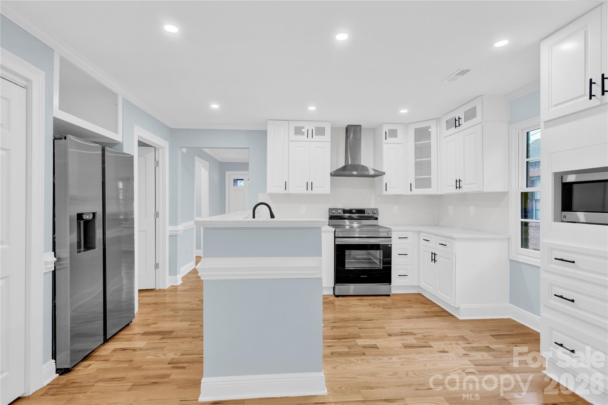 Photo 11 of 1551 Merriman Avenue, Charlotte, NC