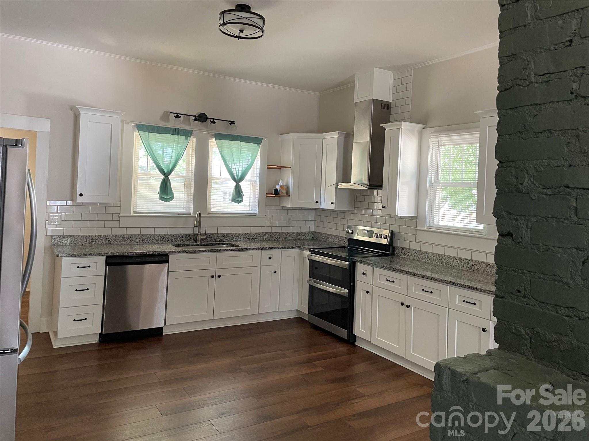 311 N Rose Avenue, Kannapolis, NC - photo 4 of 13