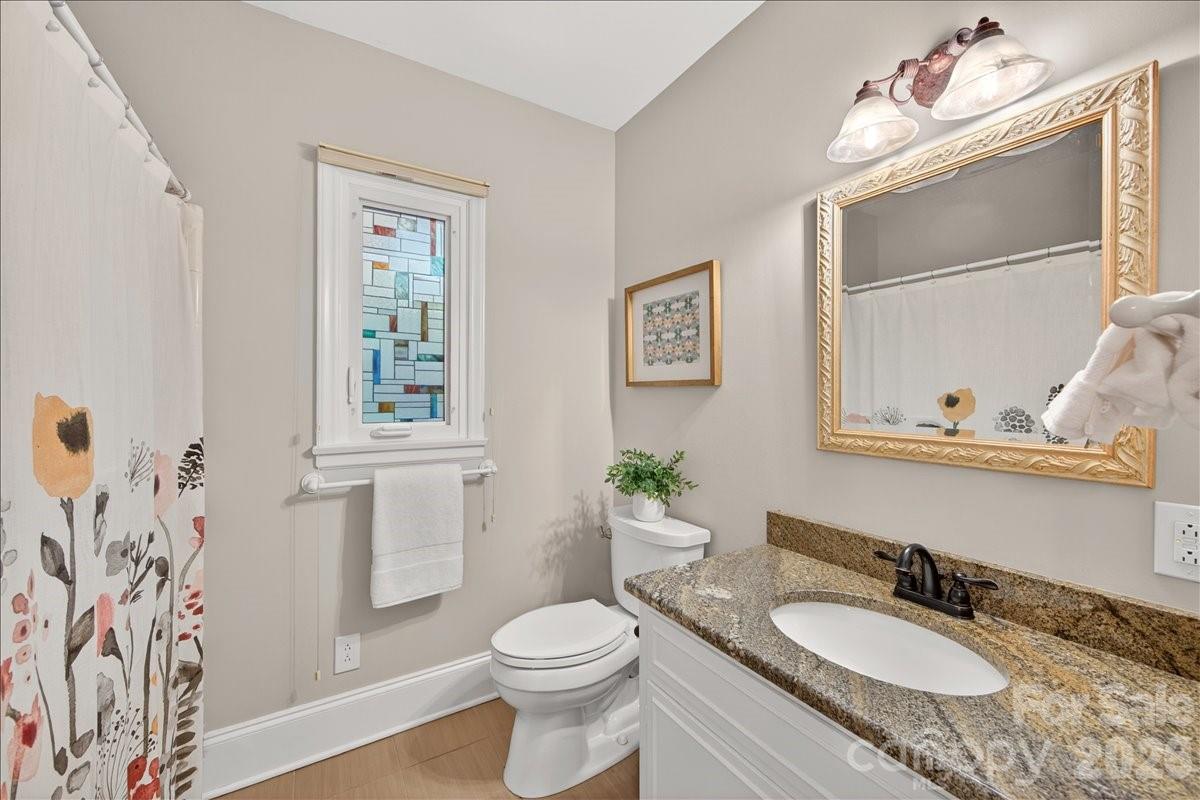 Photo 35 of 1128 Court Drive, Charlotte, NC