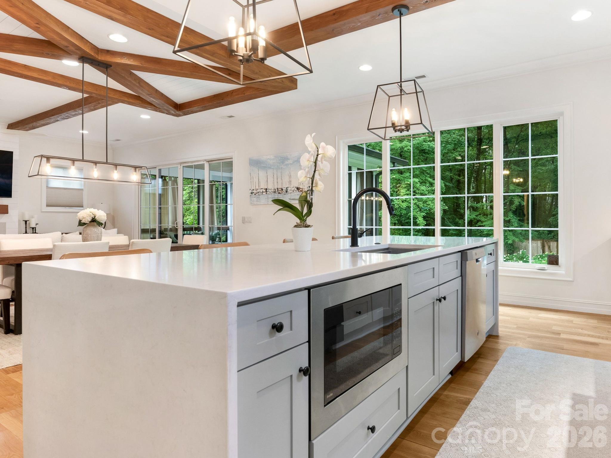 Photo 9 of 2928 Hanson Drive, Charlotte, NC
