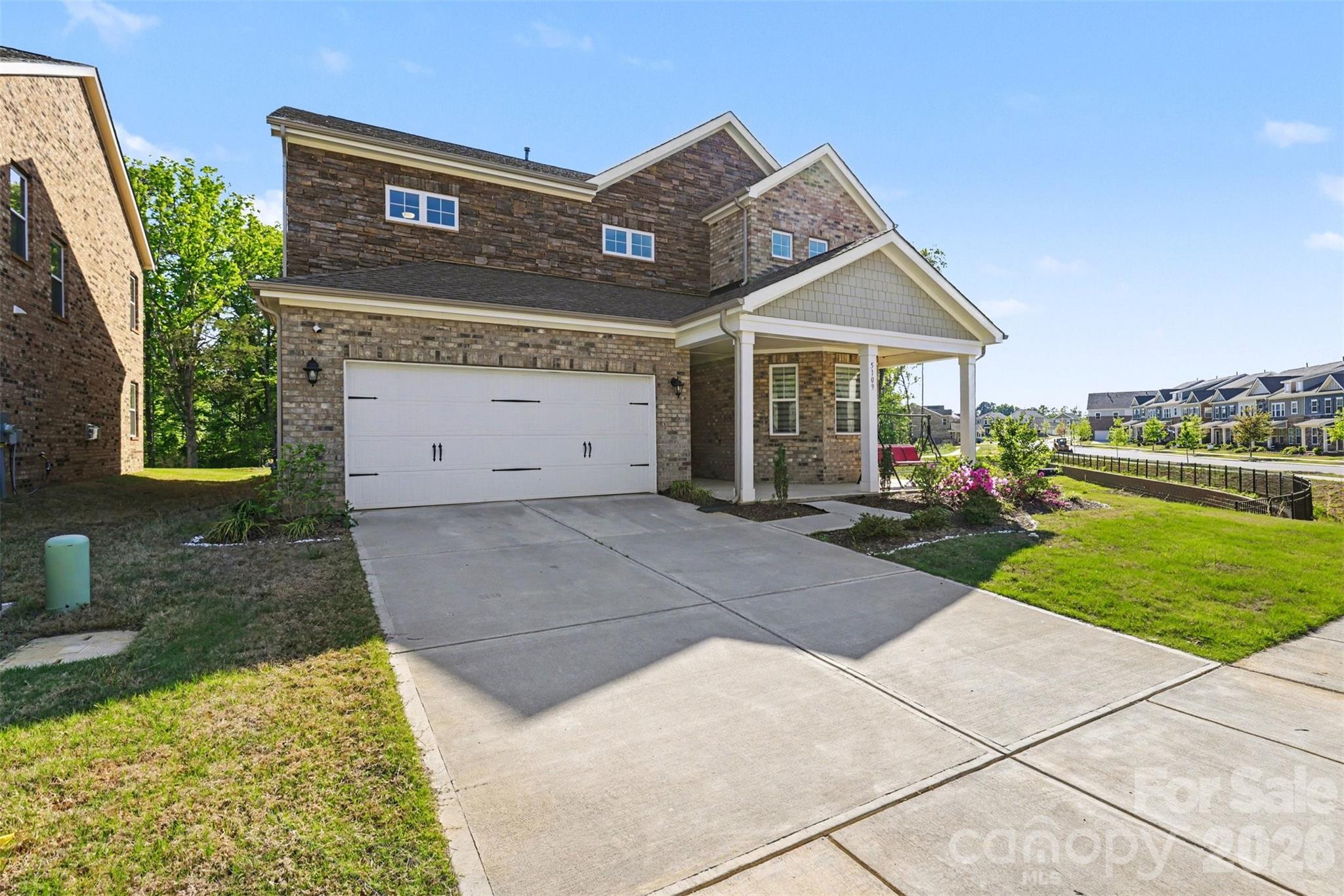 Photo 2 of 5109 Kinsbridge Drive, Mint Hill, NC