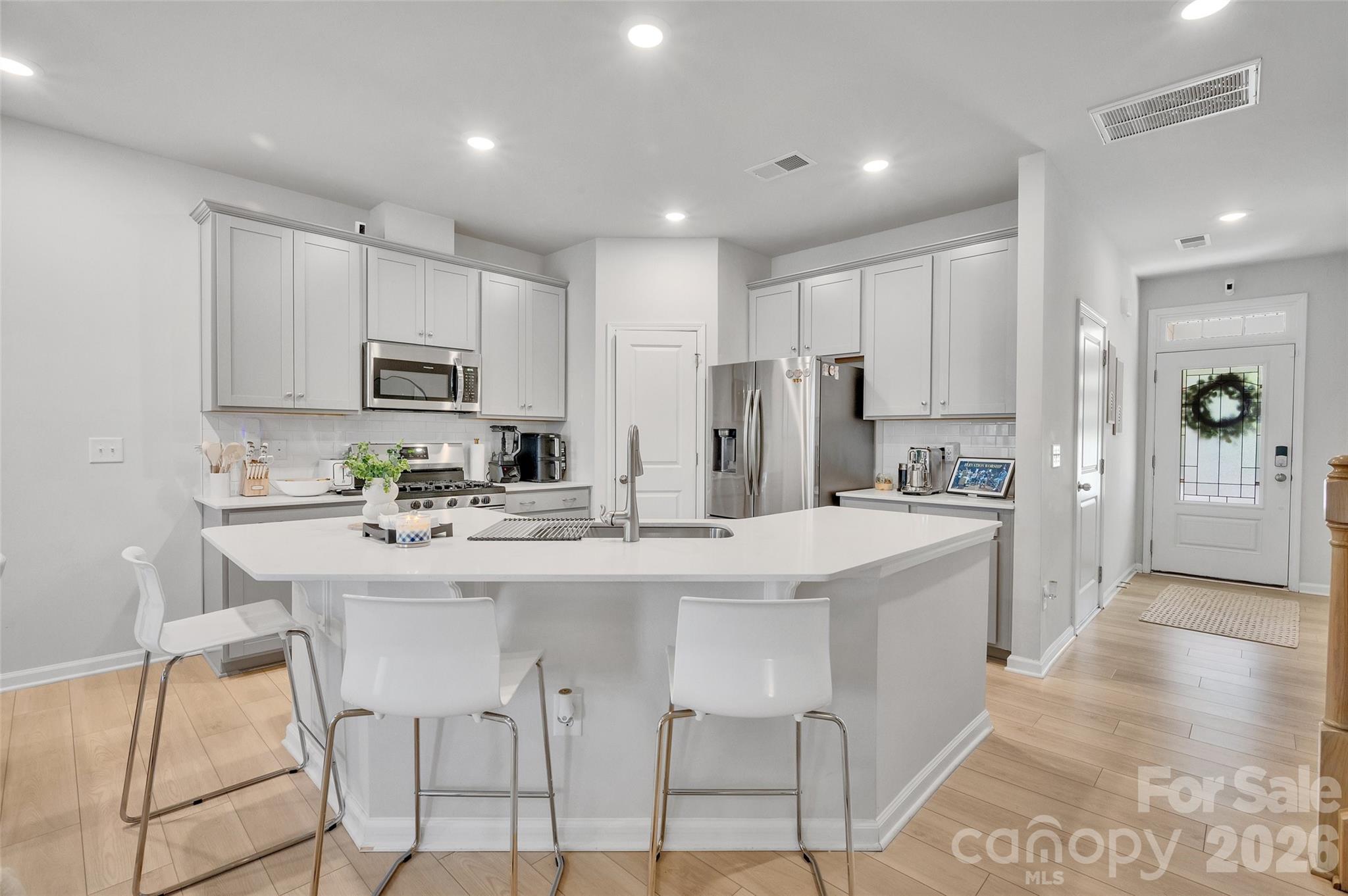 906 Park Bend Trail, Tega Cay, SC - photo 1 of 29
