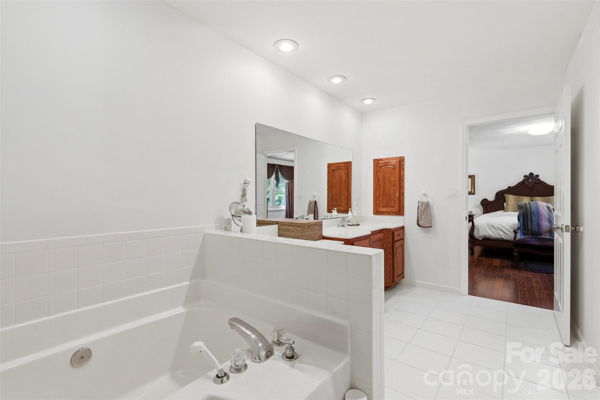 Photo 31 of 6181 Willowbottom Road, Hickory, NC
