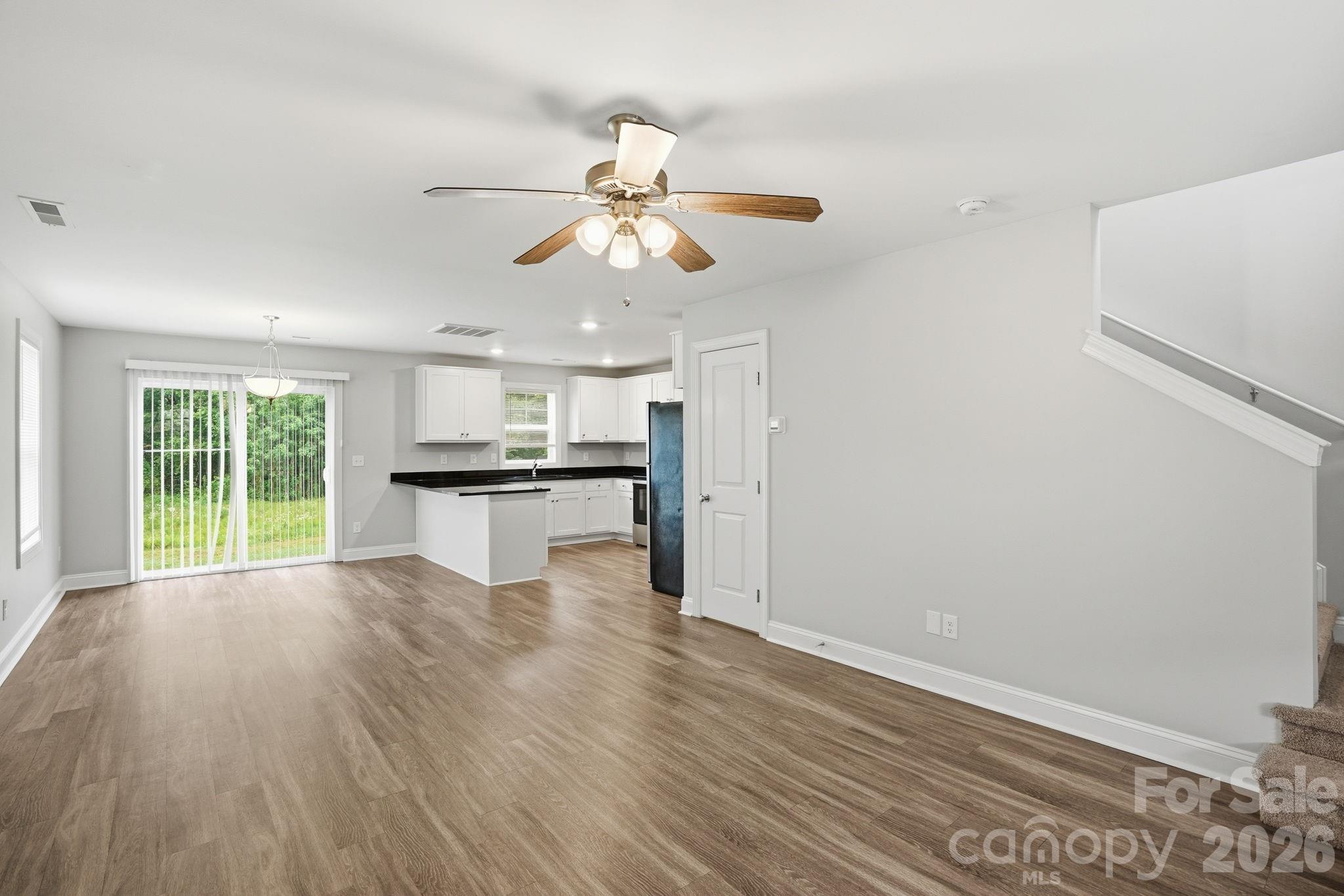 Photo 5 of 3109 Cochrane Drive, Charlotte, NC