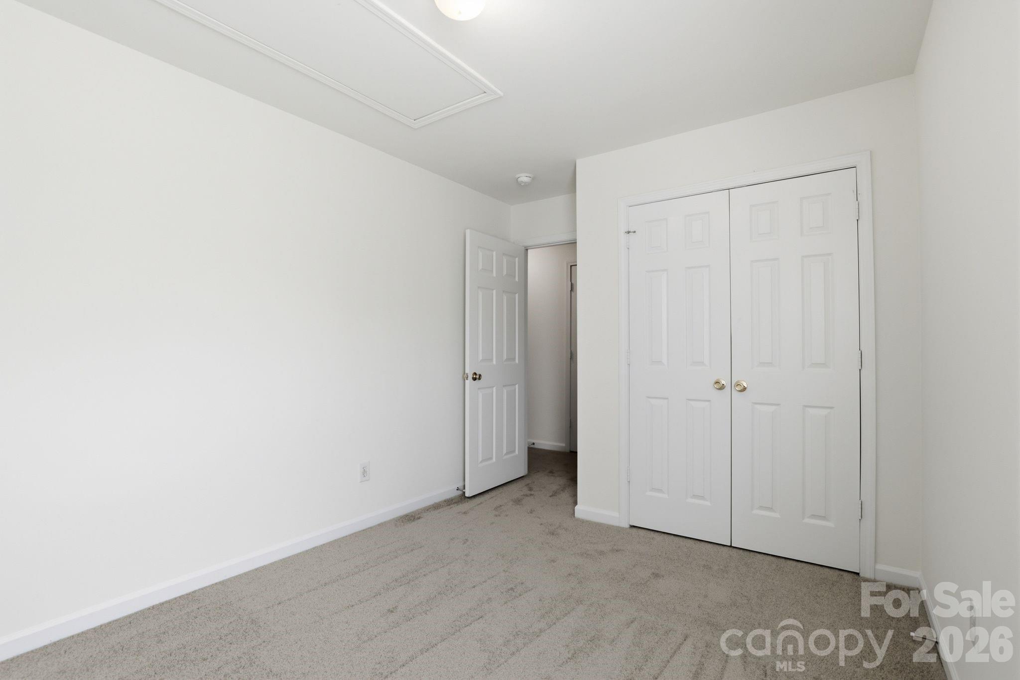 Photo 17 of 5623 Henderson Oaks Drive, Charlotte, NC