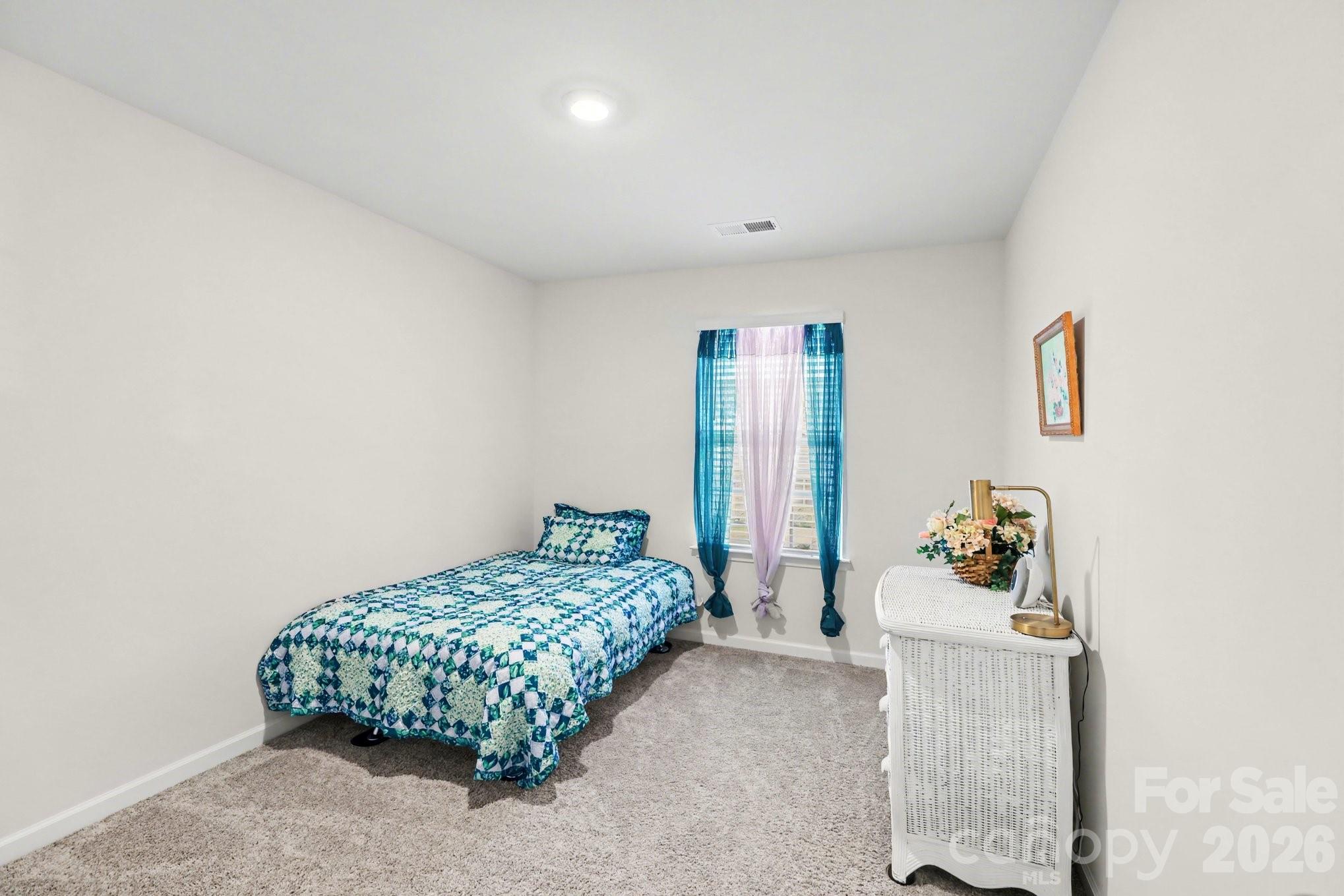 Photo 15 of 8133 Clairwood Drive, Charlotte, NC