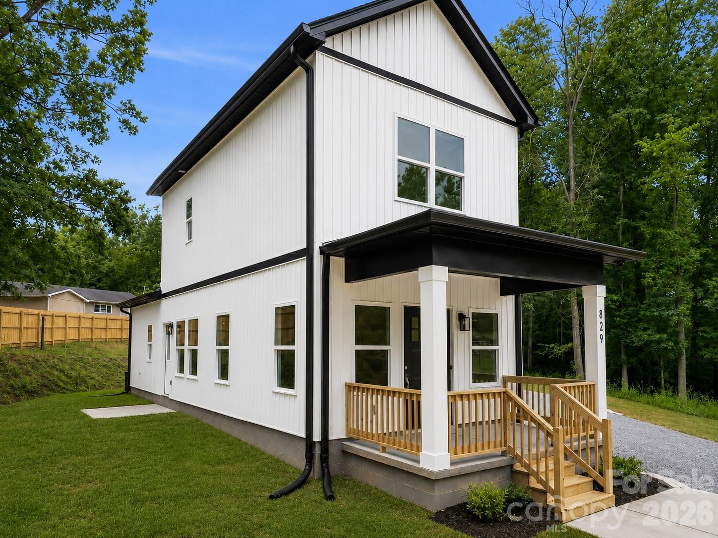 829 E Arch Street, Lancaster, SC