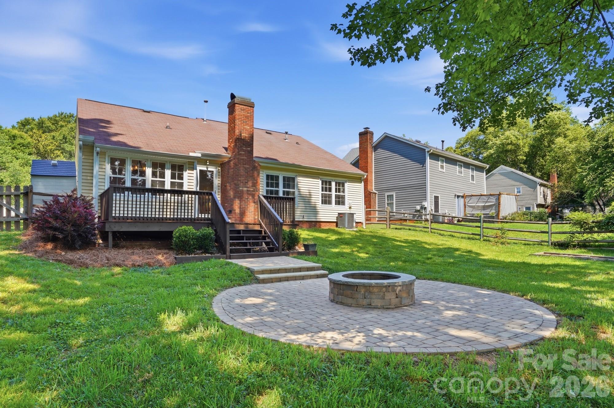 Photo 34 of 8917 Danson Drive, Charlotte, NC