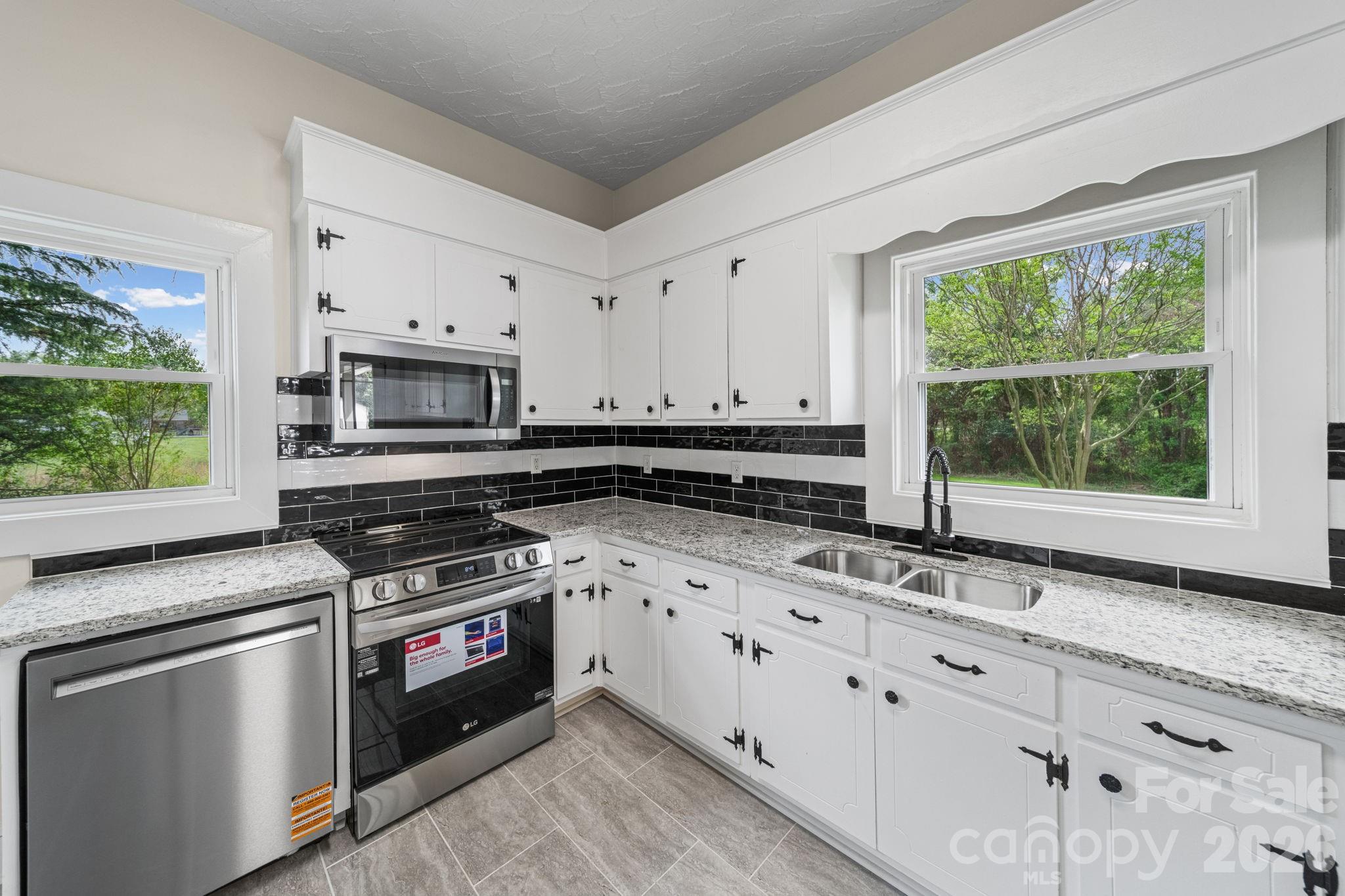 511 W Passaic Street, Peachland, NC - photo 21 of 48
