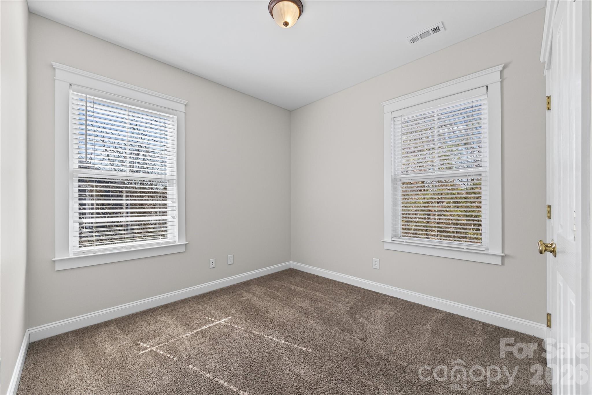1039 Hunters Run Drive, Tega Cay, SC - photo 18 of 38