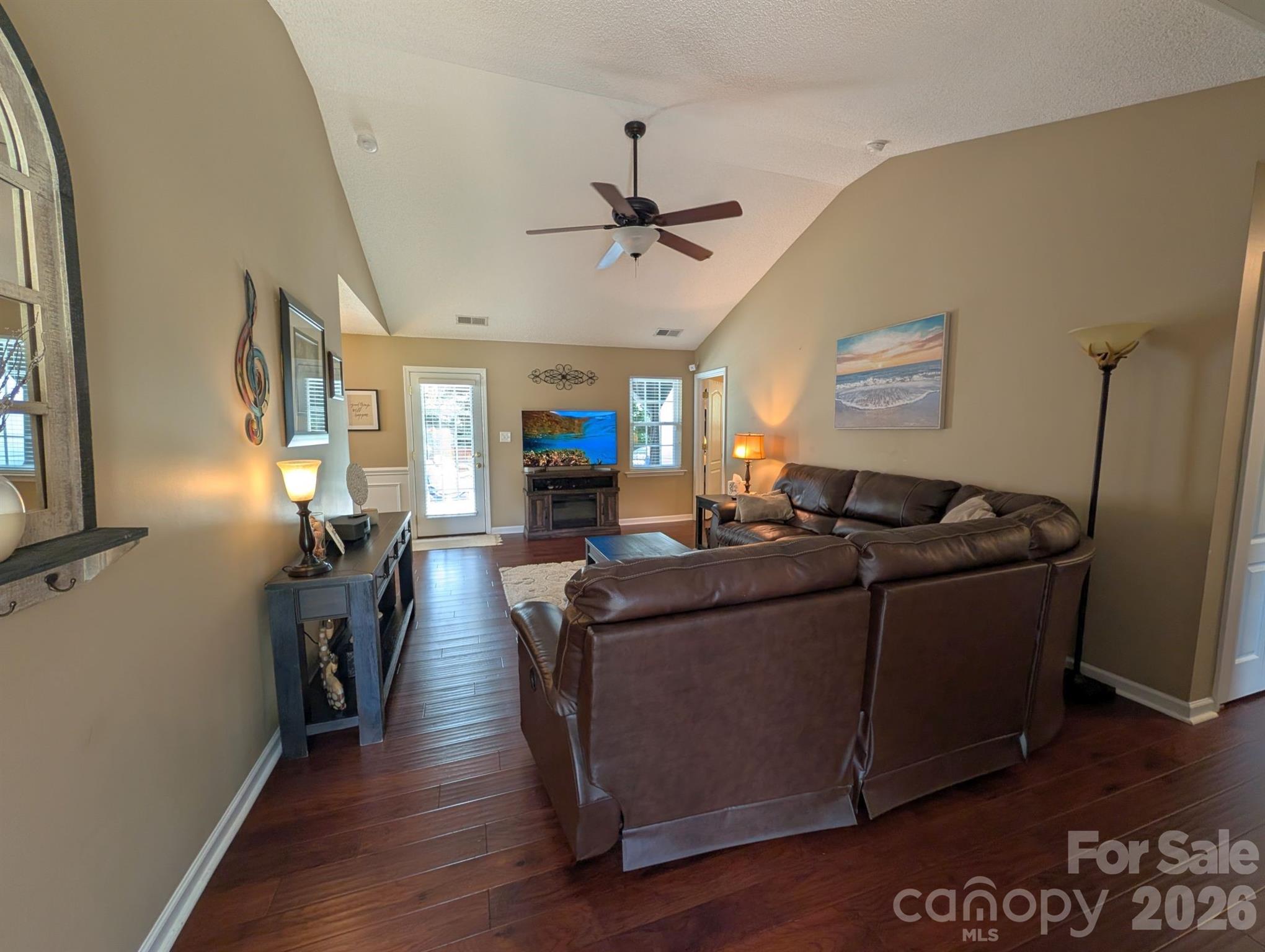 Home for sale at 704 Gum Branch Road, Charlotte, NC — photo 4 of 37