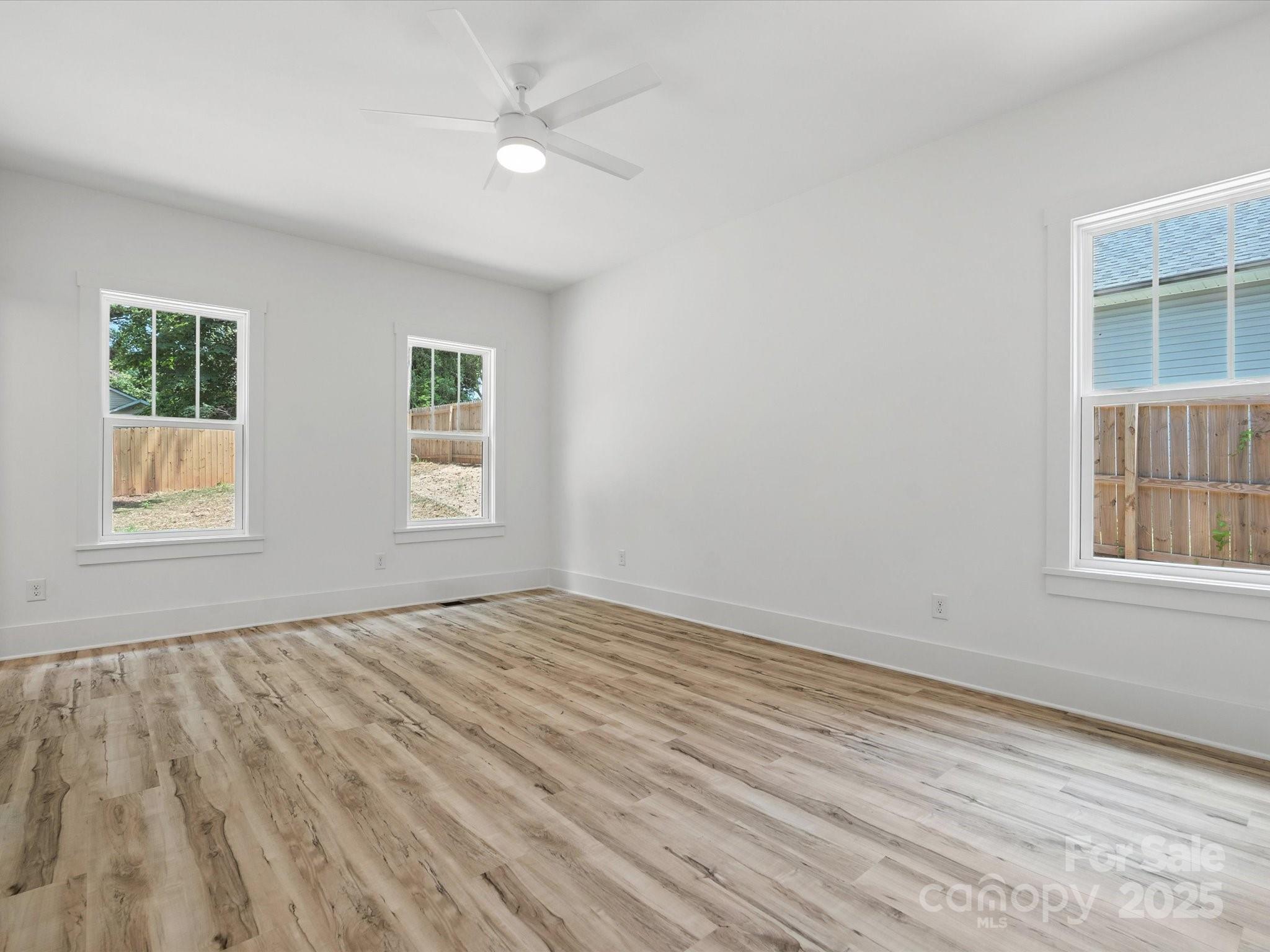 Photo 16 of 4113 Rutgers Avenue, Charlotte, NC